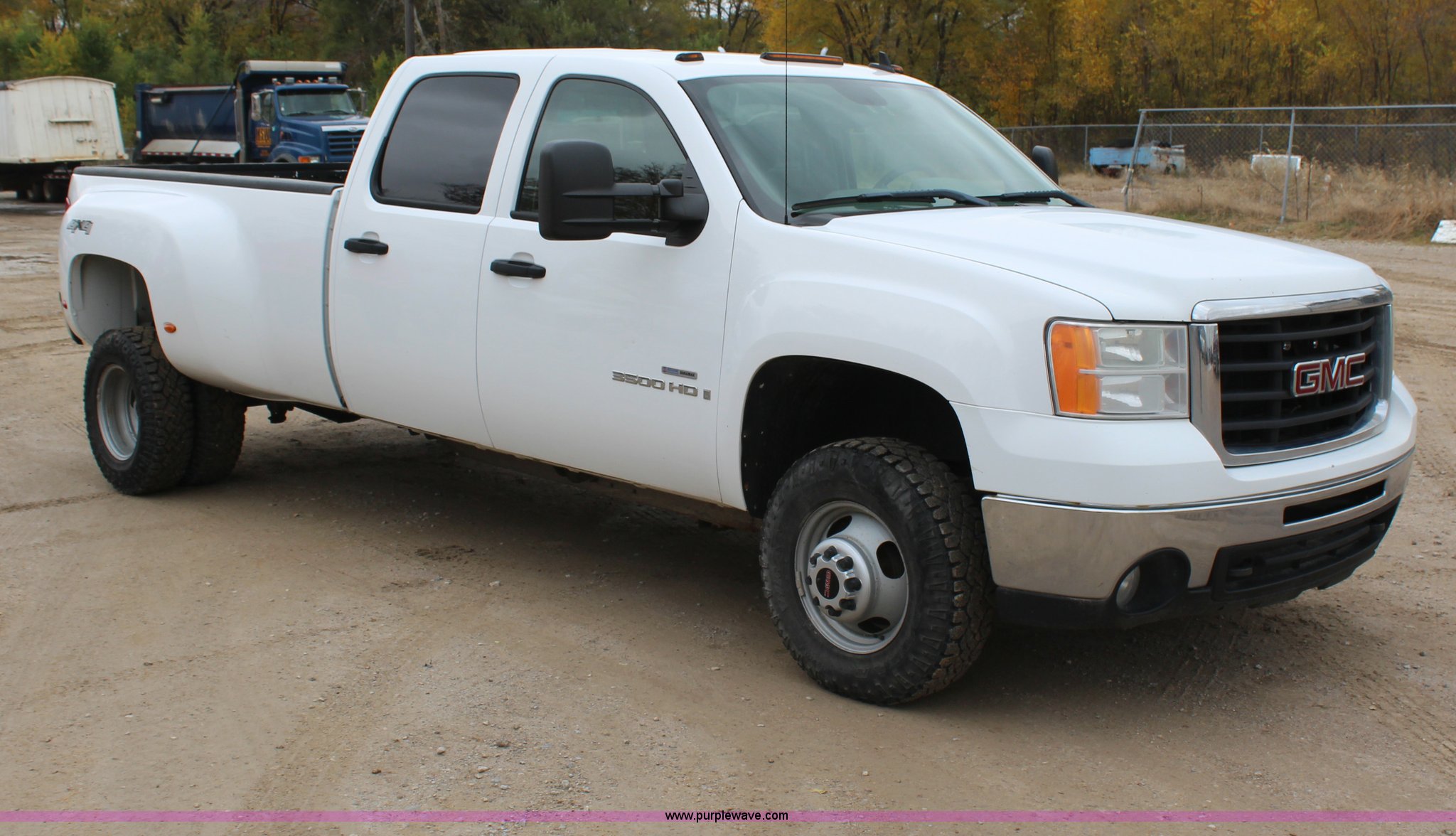 2007 GMC Sierra 3500HD SLE Crew Cab pickup truck in Lawrence , KS ...