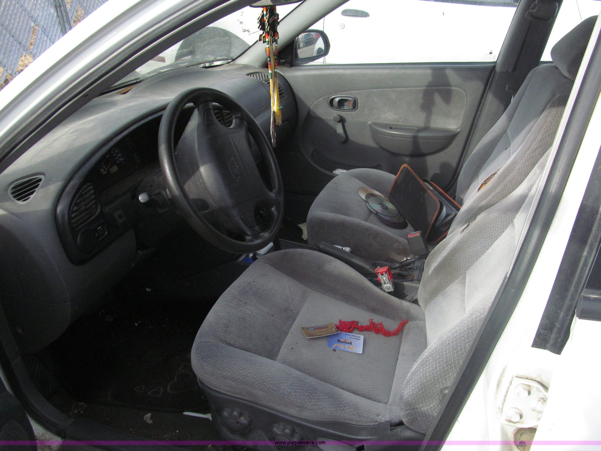 2002 Kia Spectra in Wichita, KS | Item I7220 sold | Purple Wave