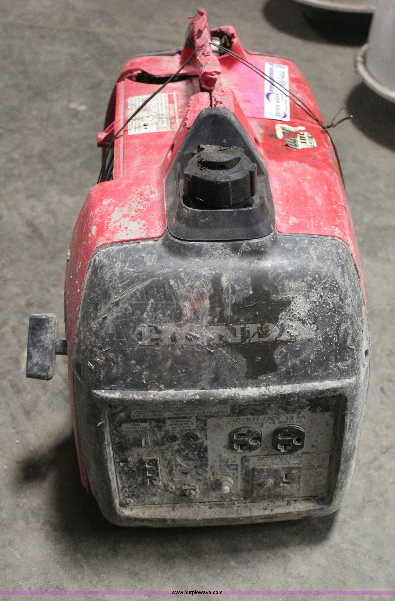 Honda 2000 generator in Lawrence, KS | Item AM9444 sold | Purple Wave