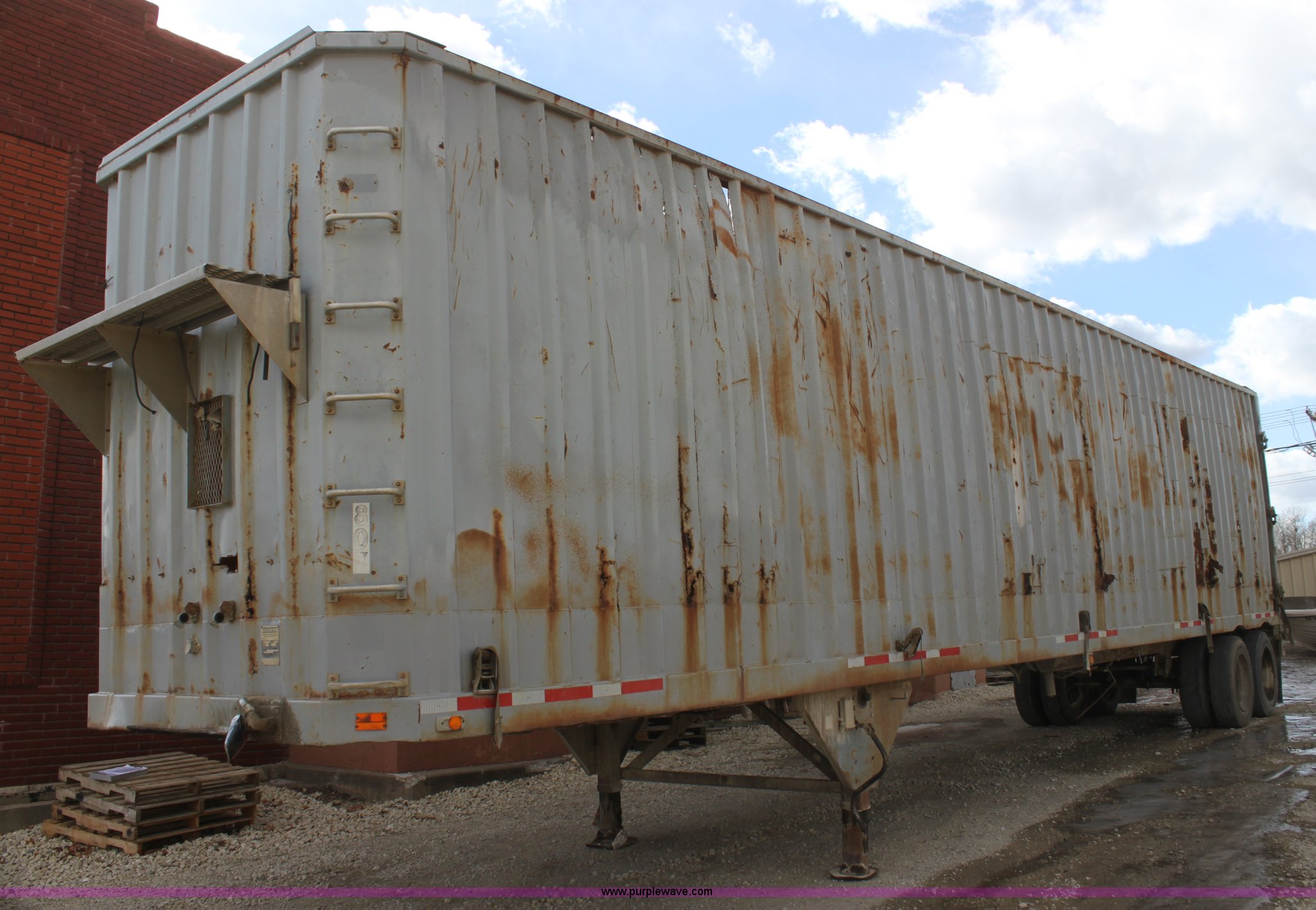 1996 Wilkens live bottom trailer in Marion, KS | Item G4499 sold ...