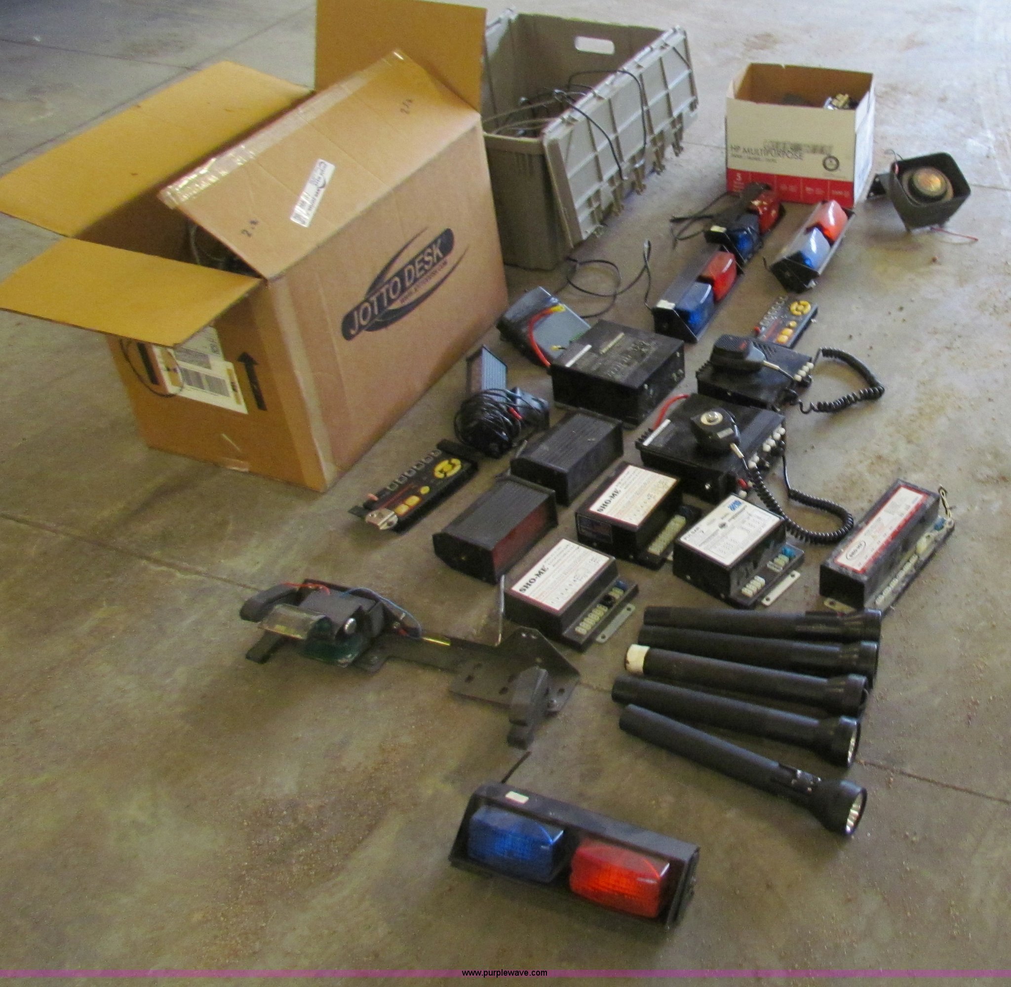 Assorted Code 3 siren equipment in Andover, KS | Item AN9980 sold ...