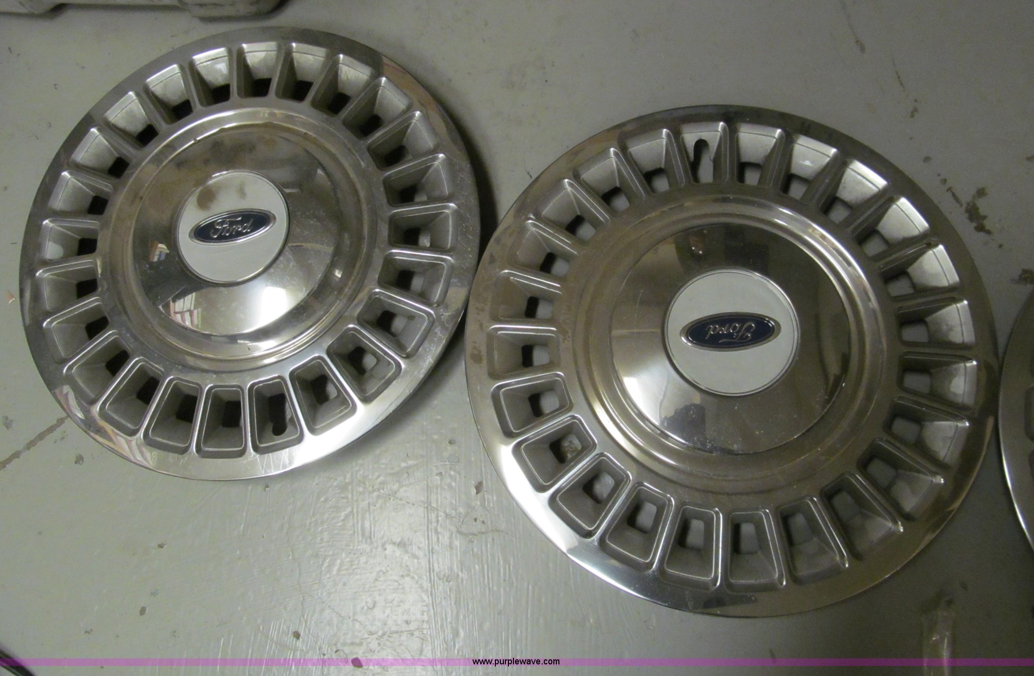 (3) Ford hubcaps in Hoisington, KS | Item AY9781 sold | Purple Wave