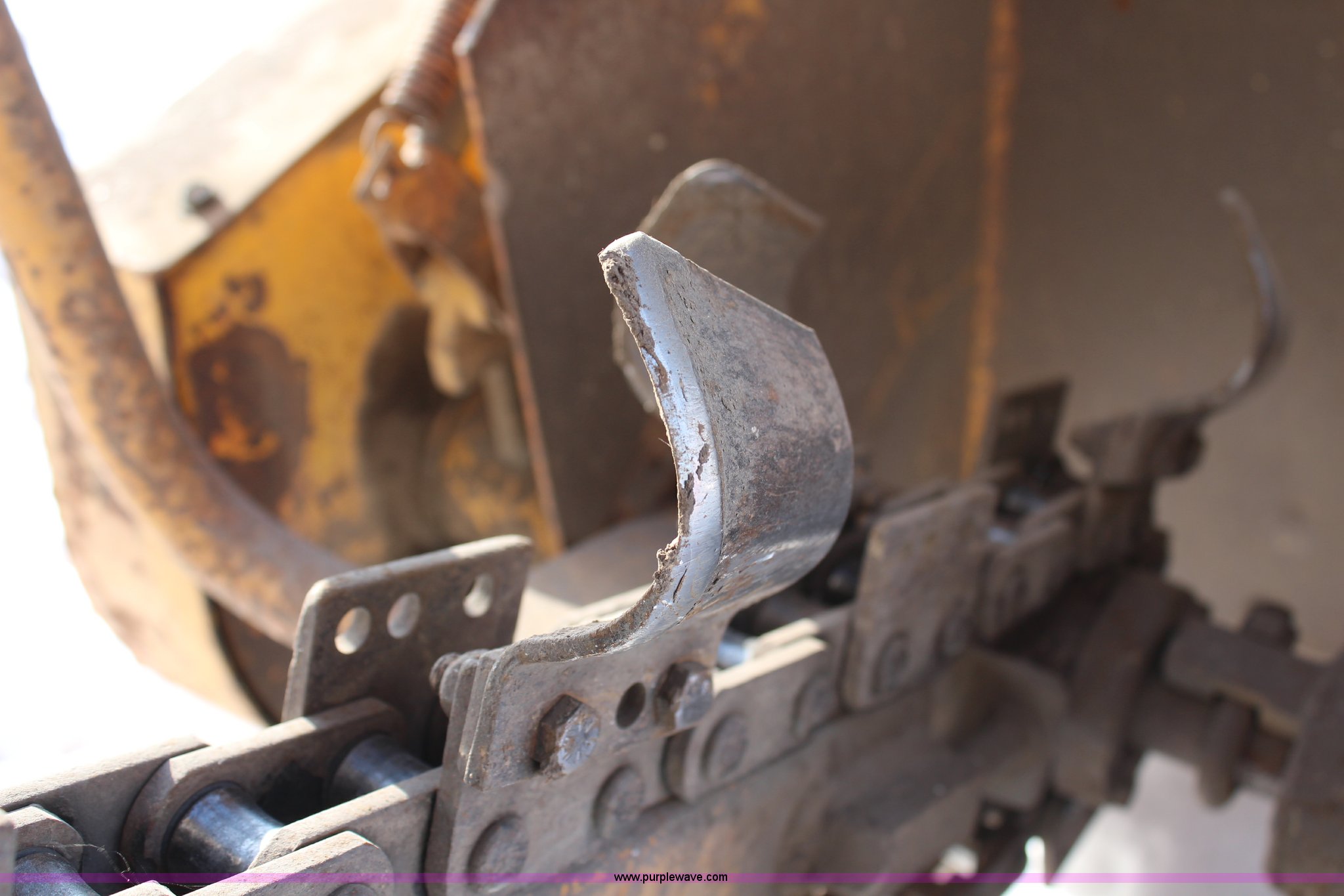 Davis Task Force 300 trencher in Perry, KS | Item H1456 sold | Purple Wave