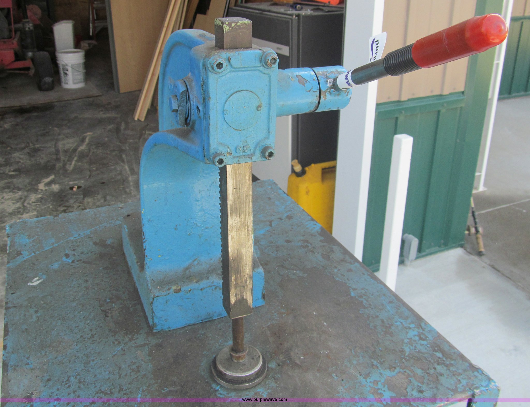 Atlas Mandrel press in Goodland, KS | Item AY9856 sold | Purple Wave