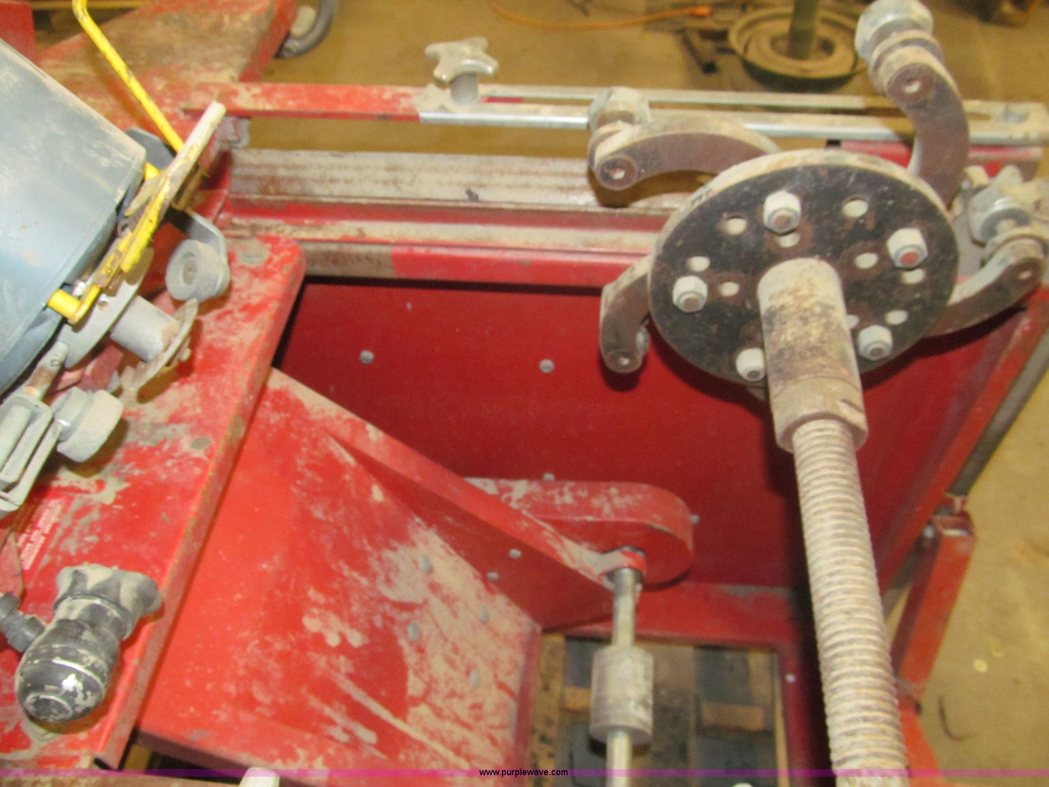 Amermac 600 tire truer and shaver machine in Long Island, KS | Item ...