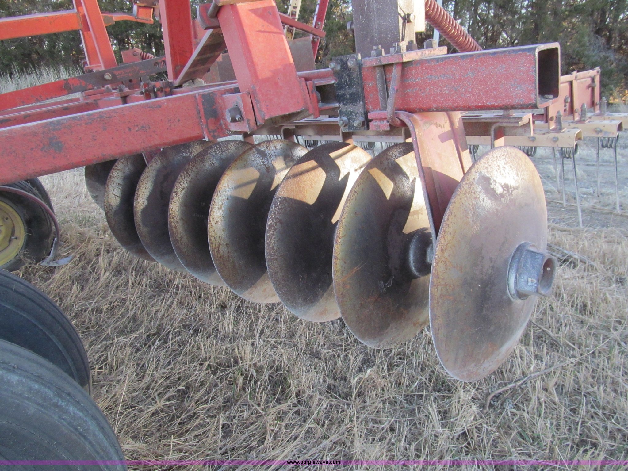 Massey 27' disk in Portis, KS | Item I7165 sold | Purple Wave