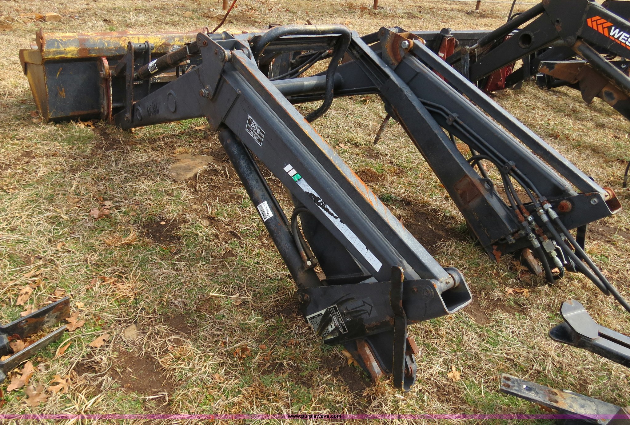 Memo ML-500 quick attach loader in Stilwell, OK | Item S9708 sold ...