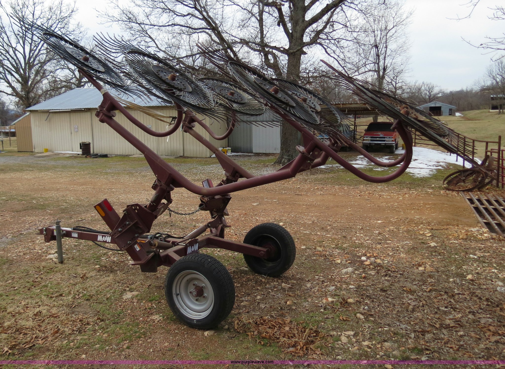 M&W ER-8 wheel rake in Stilwell, OK | Item S9715 sold | Purple Wave