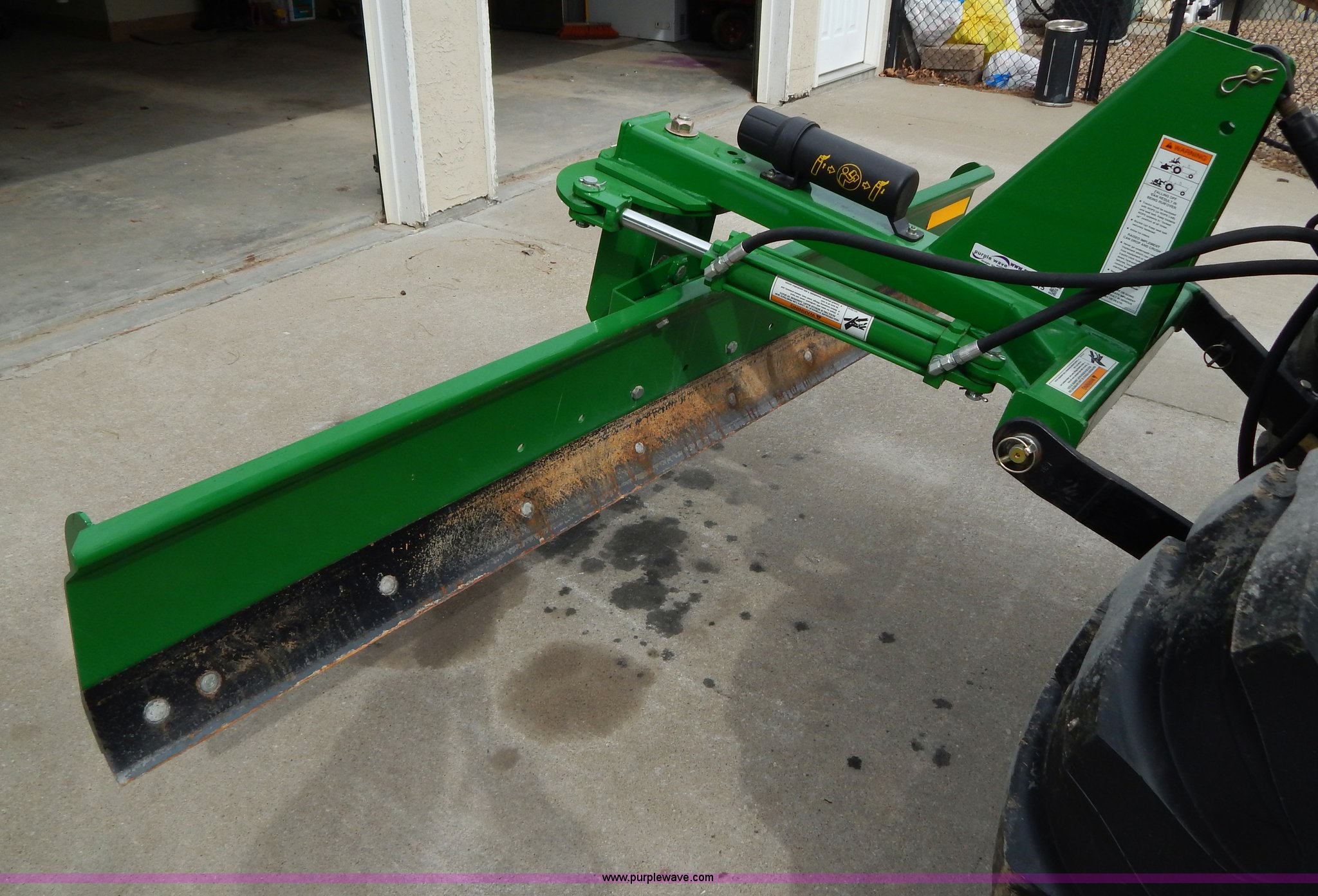 2013 Frontier RB2196H 8' rear tractor blade in Oak Grove, MO | Item ...