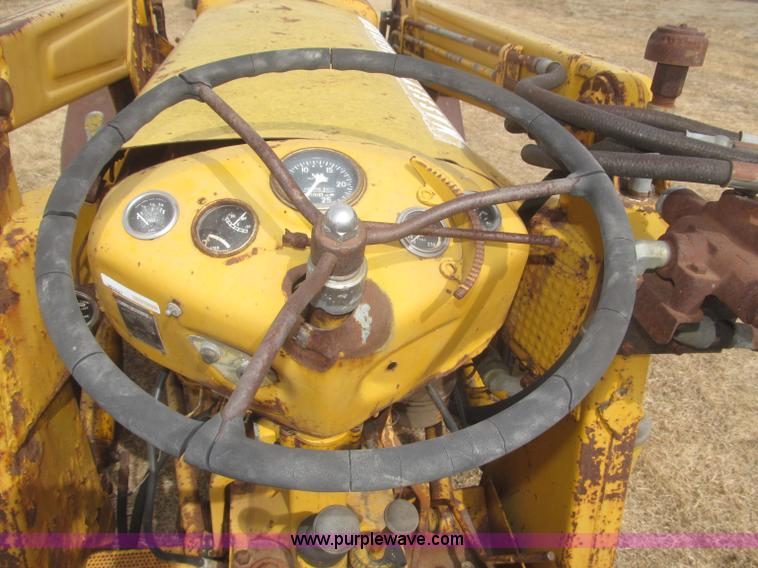 1966 Massey-Ferguson Work Bull MF204 industrial tractor with loader in ...