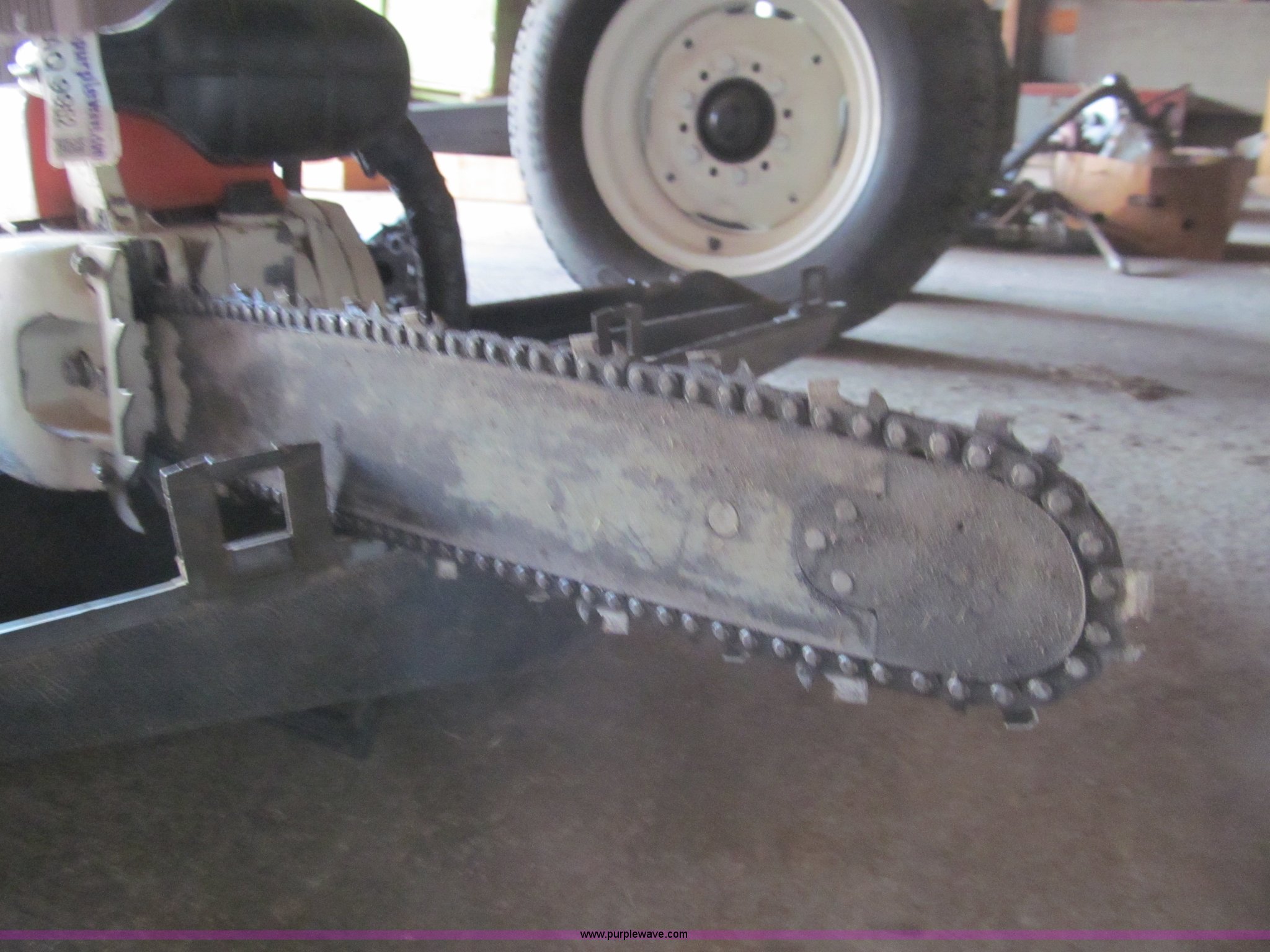 Stihl 041 Farm Boss chainsaw in Hoisington, KS | Item AQ9952 sold ...