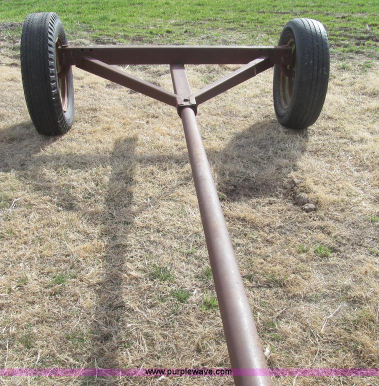 Four wheel trailer frame in Hoisington, KS | Item AQ9961 sold | Purple Wave