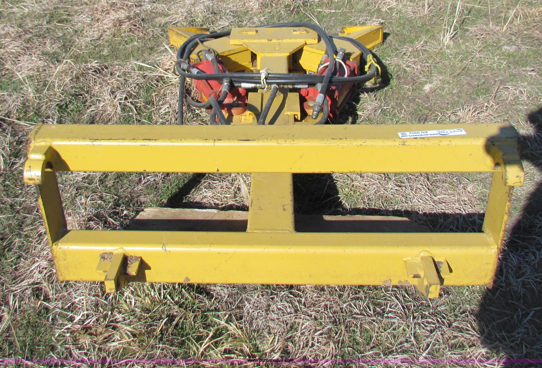 Front loader tree shear in Douglass, KS | Item AN9952 sold | Purple Wave