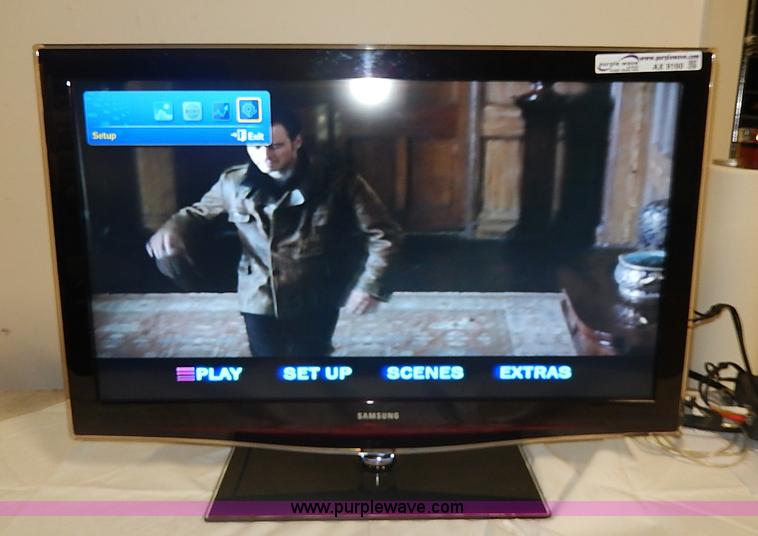 Samsung 40" flat screen color television in Manhattan, KS | Item AX9160 ...