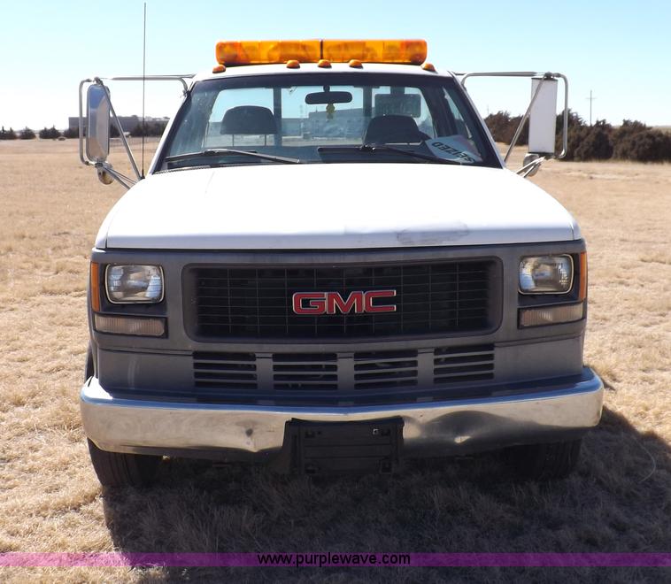 2000 GMC Sierra Classic 3500HD SL truck with rollback bed in Dodge City ...