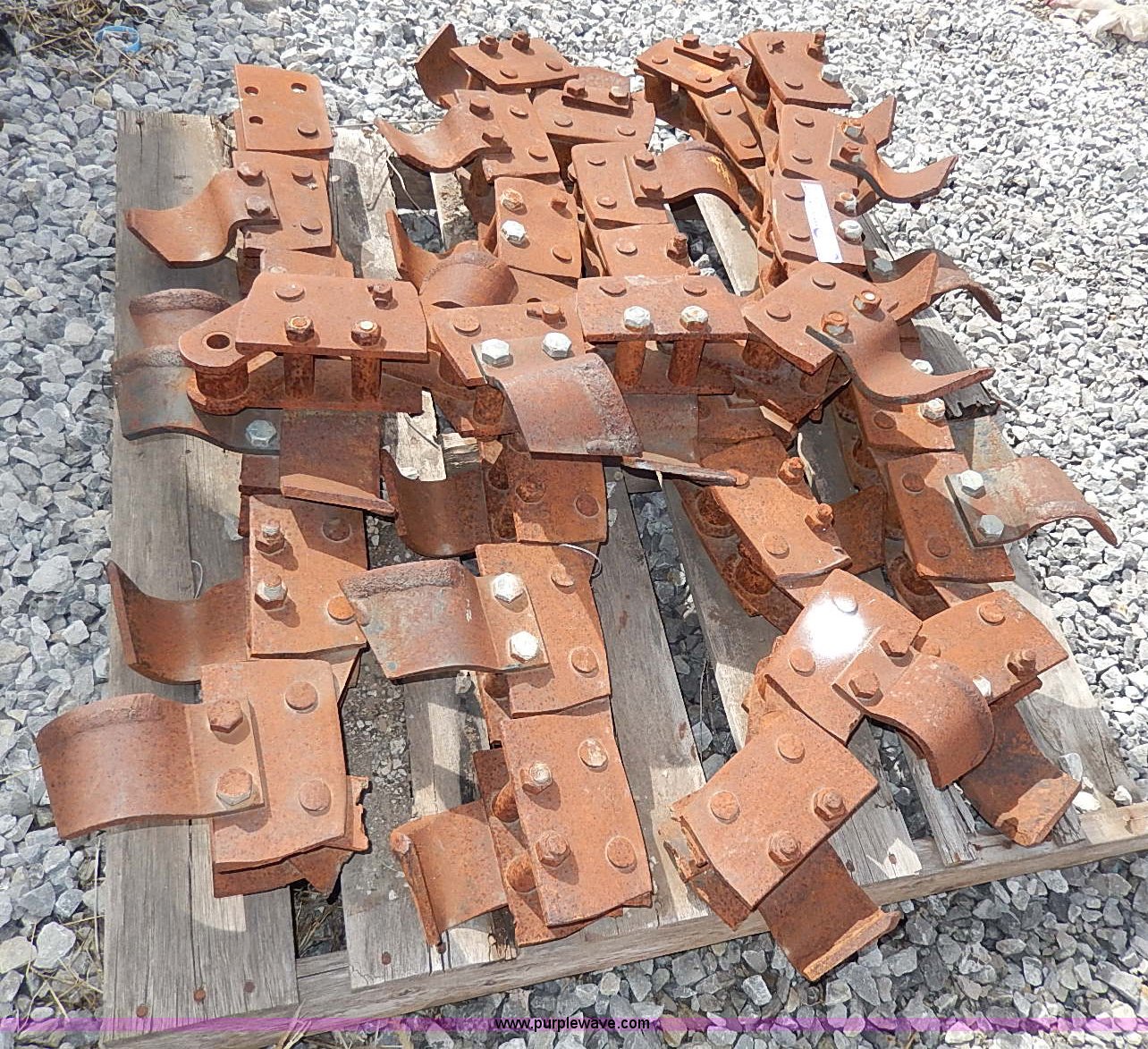 Trencher chain in Olathe, KS | Item AM9417 sold | Purple Wave