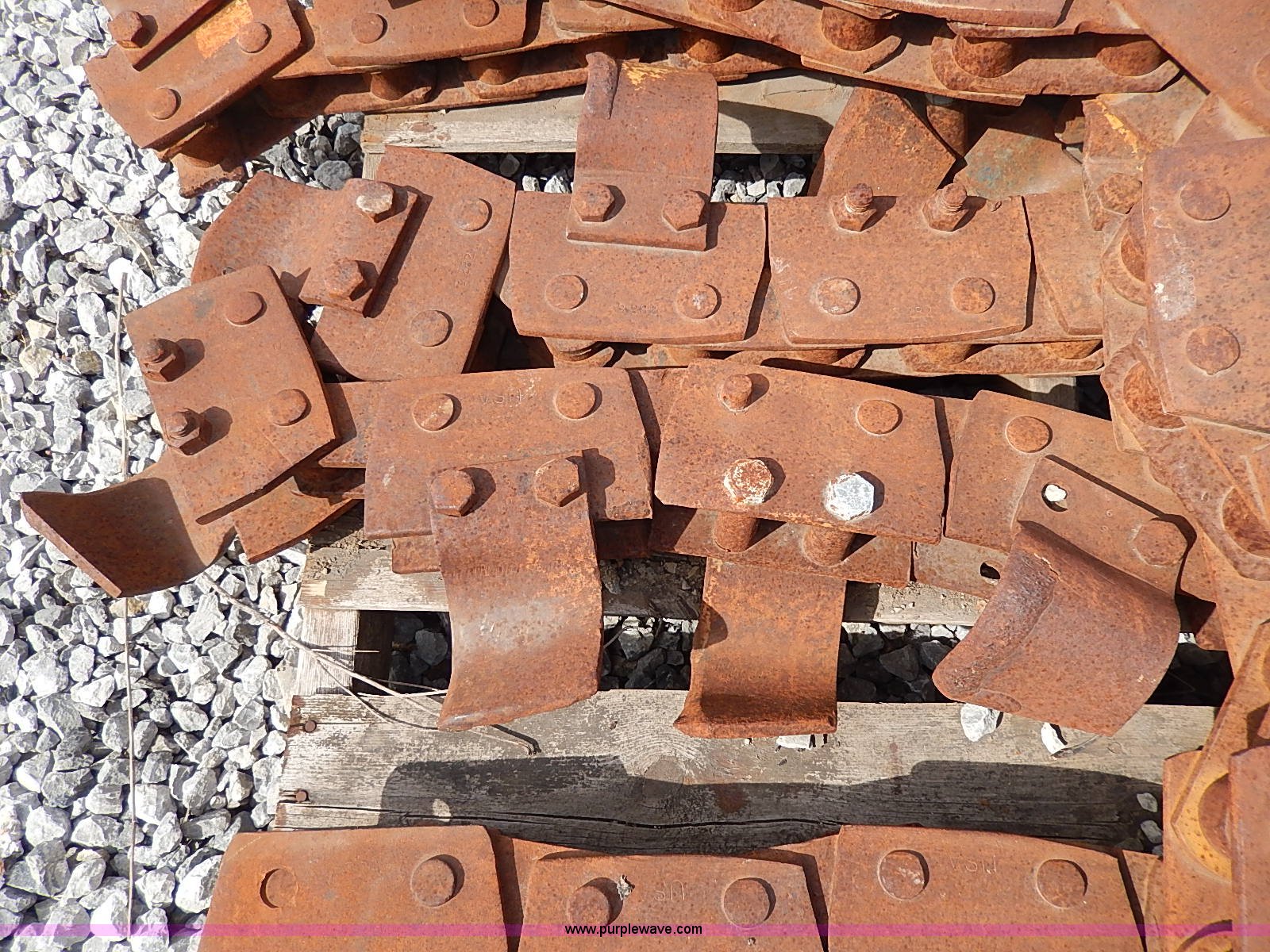 Trencher chain in Olathe, KS | Item AM9417 sold | Purple Wave