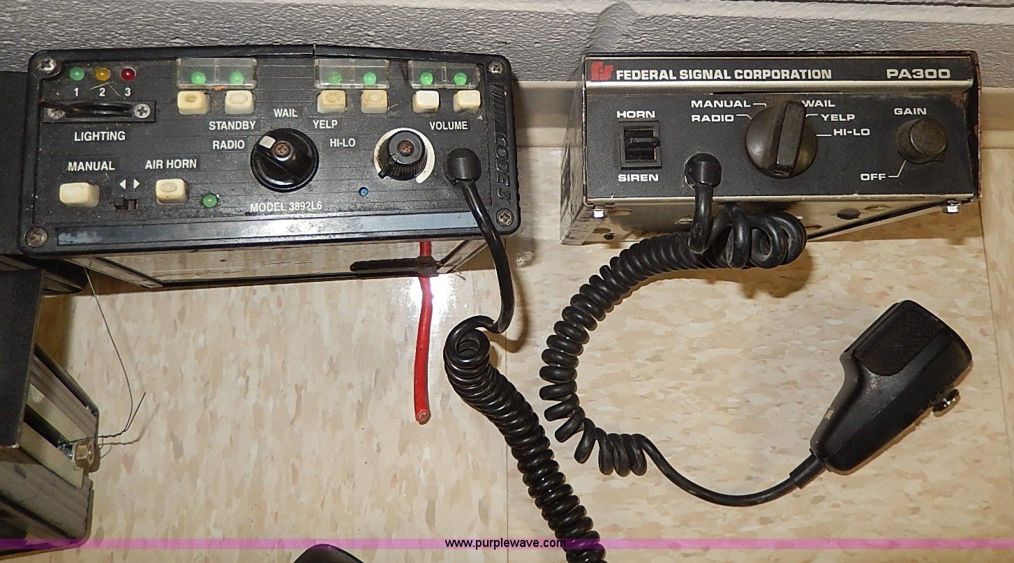 (4) assorted signal/siren control boxes in Ottawa, KS | Item AX9029 ...