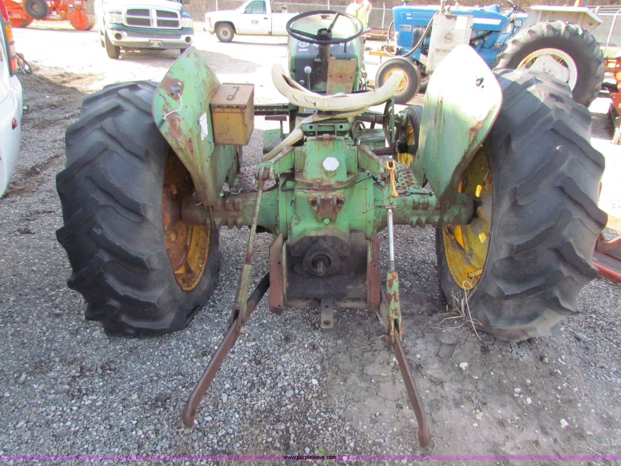 1971 John Deere 1020 tractor in Council Grove, KS | Item G4405 sold ...