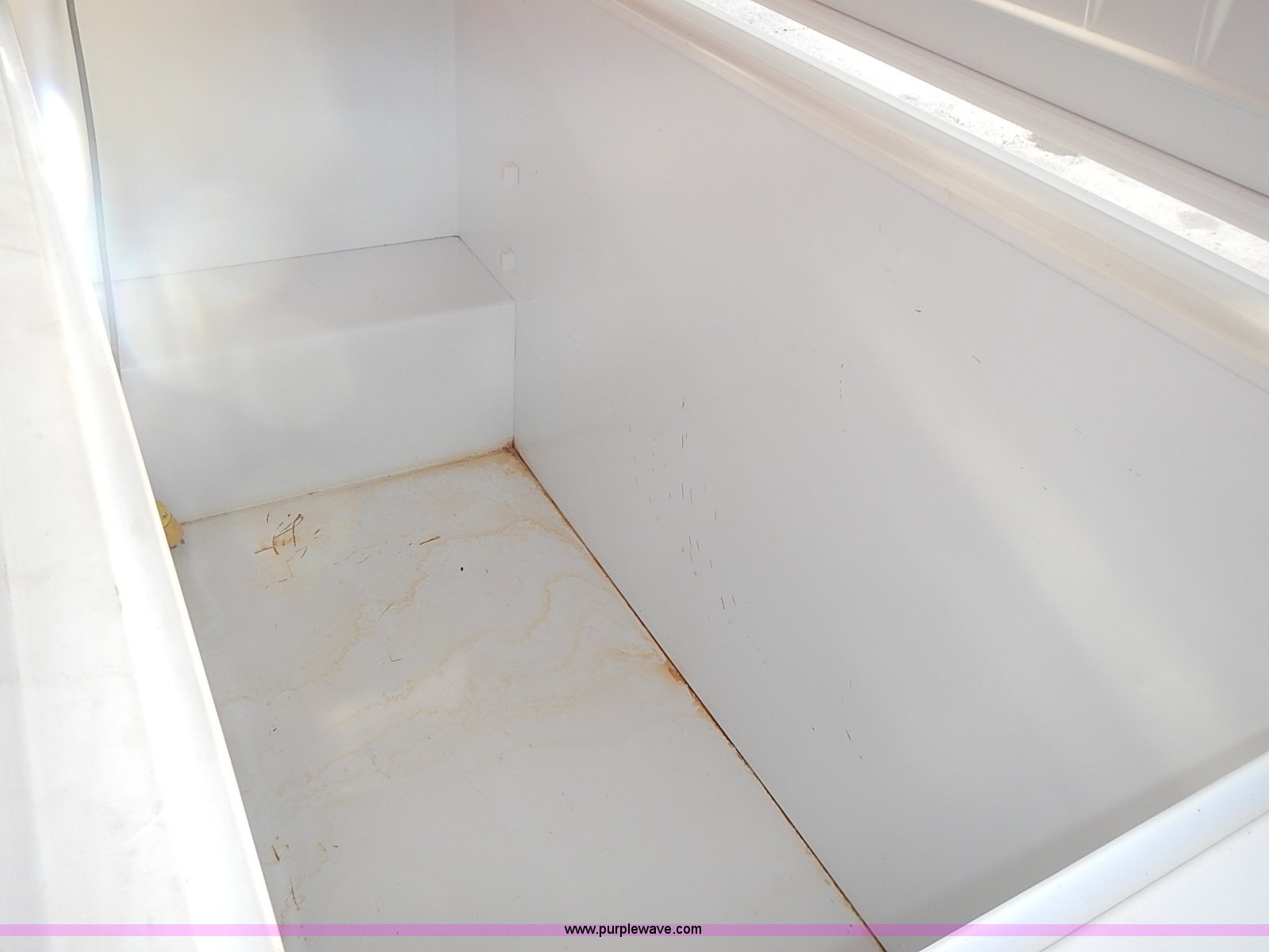 Gibson chest freezer in Manhattan, KS | Item I3689 sold | Purple Wave