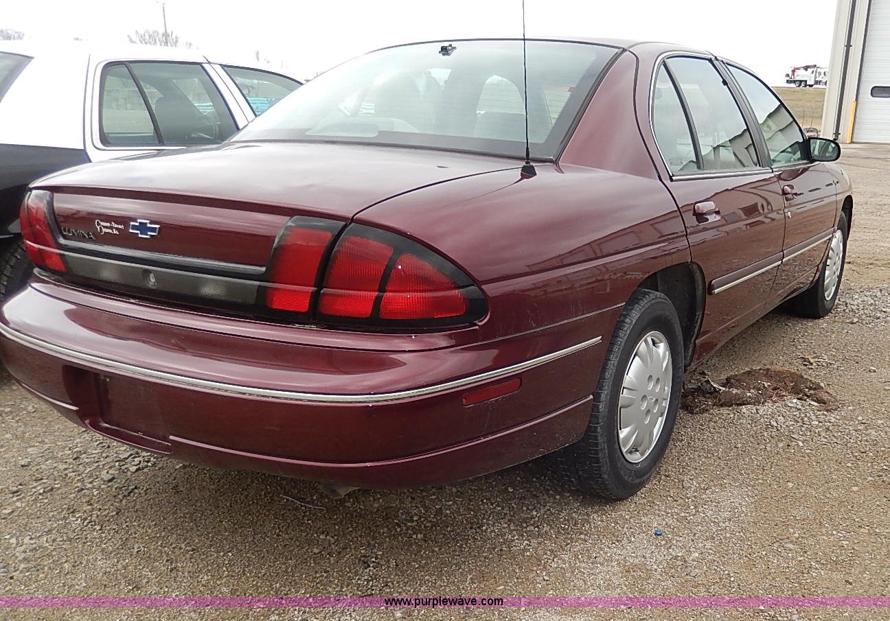 2001 Chevrolet Lumina in Ottawa, KS | Item I9253 sold | Purple Wave