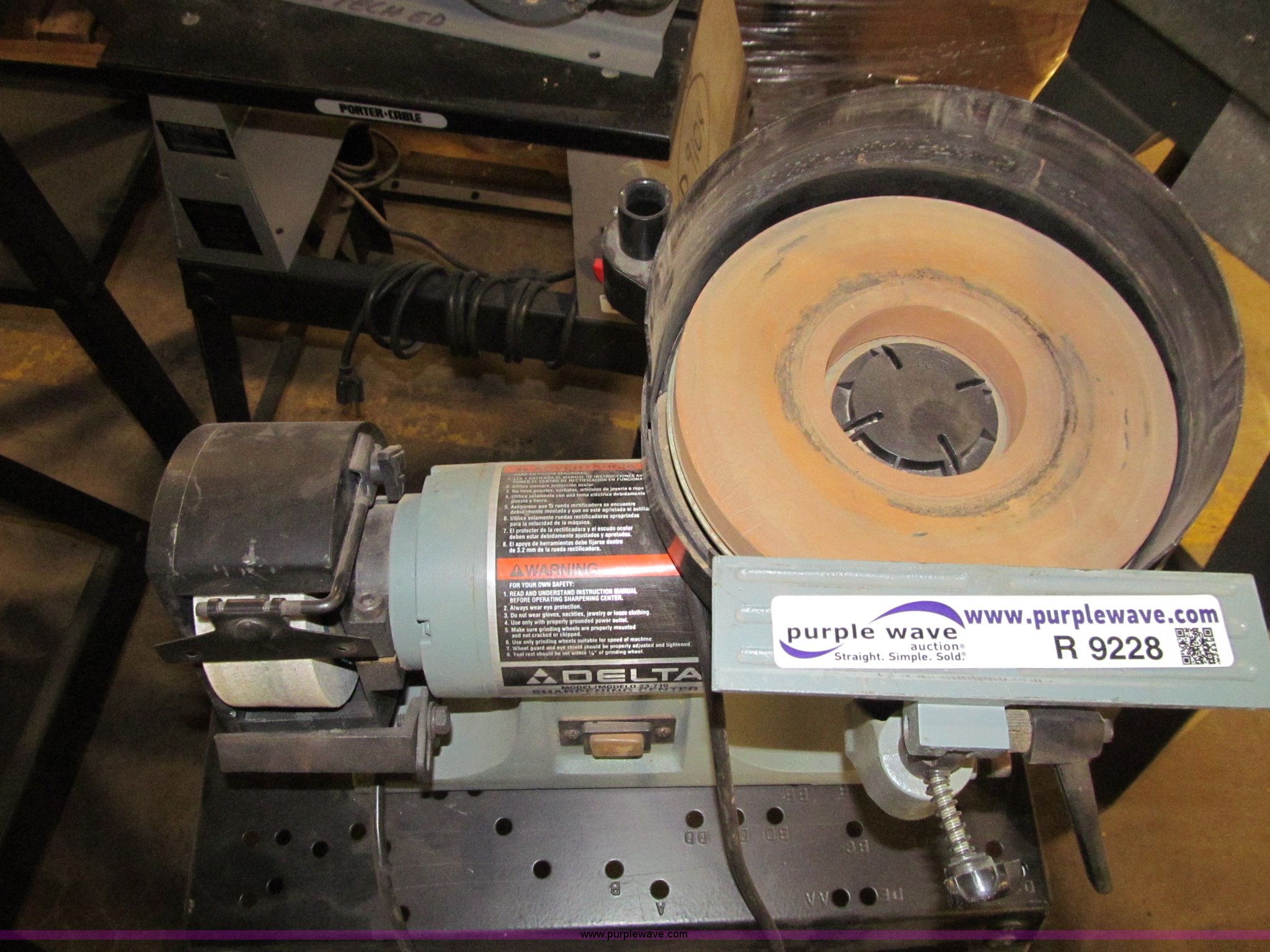 Delta sharpening center in Des Moines, IA | Item R9228 sold | Purple Wave