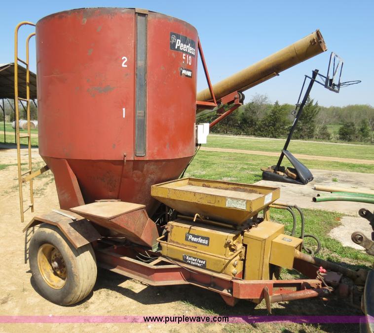 Peerless 510 Mil-N-Mix grinder mix in Quinton, OK | Item B4908 sold ...