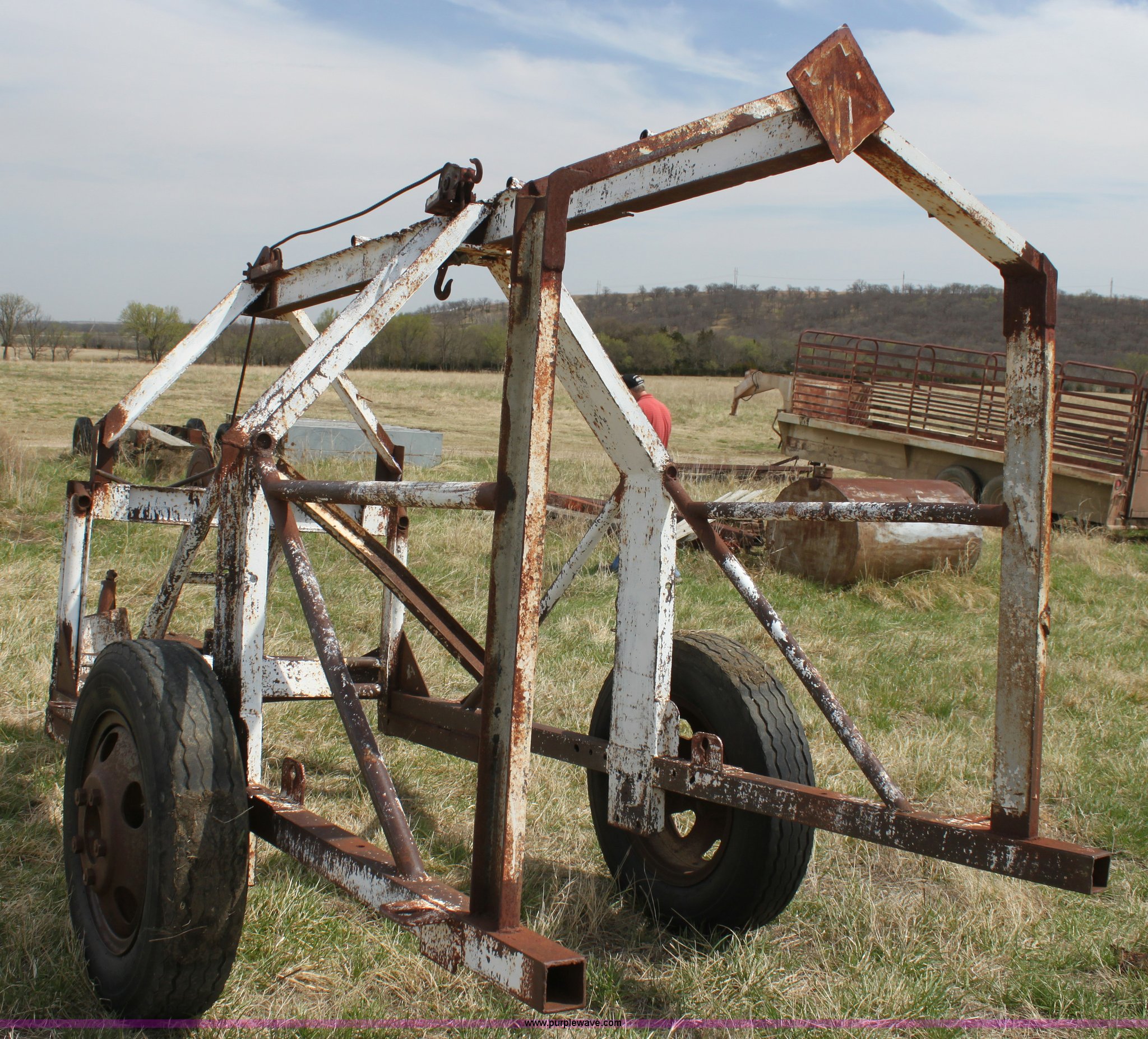 Propane tank lift trailer in Eureka, KS | Item H2122 sold | Purple Wave