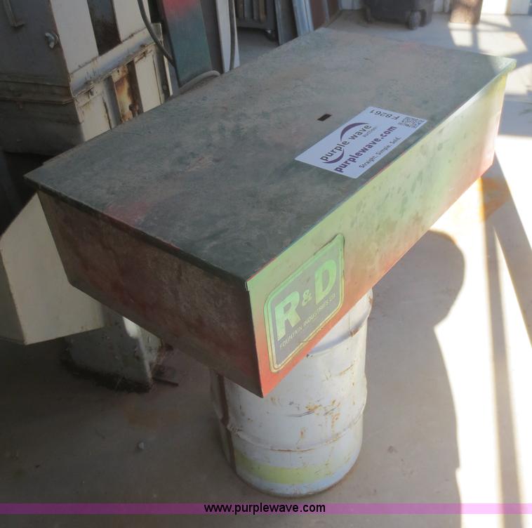 R&D parts washer in Walnut, KS | Item F8261 sold | Purple Wave