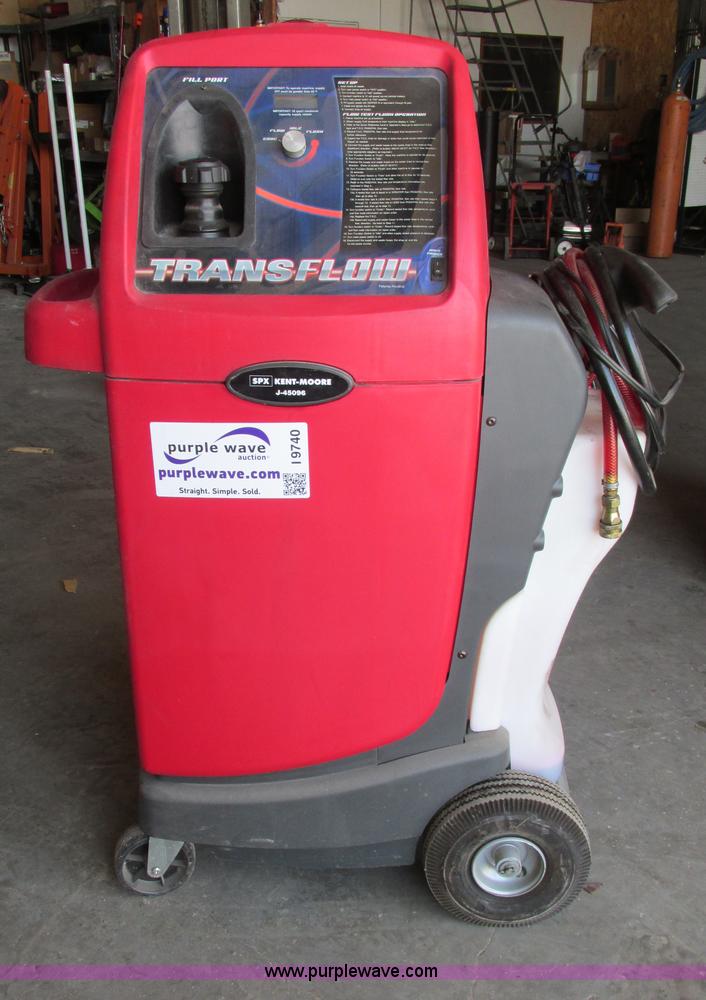 Transflow tranmission flush machine in Goddard, KS | Item I9740 sold ...