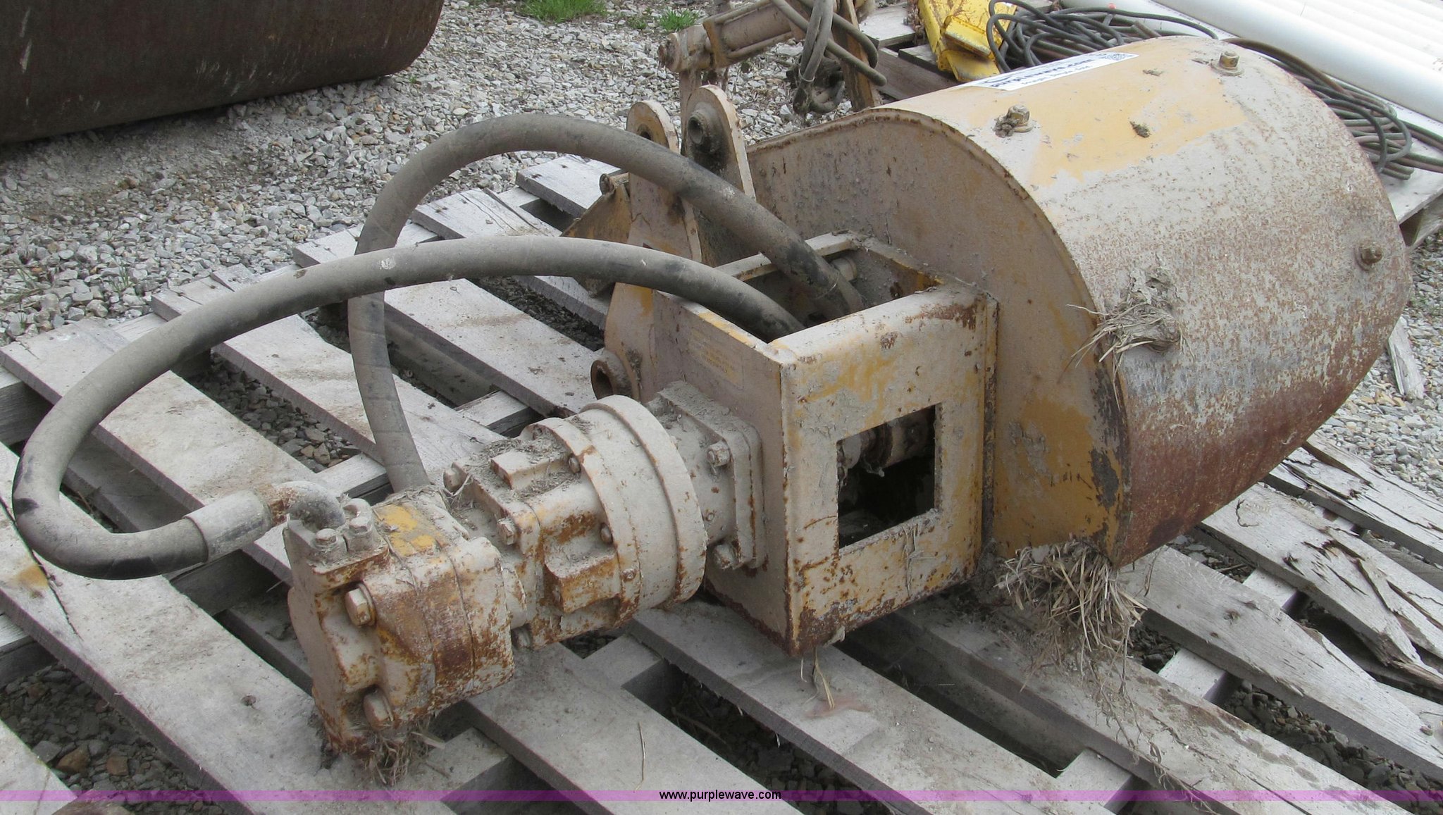 Tiger boom ditcher head in Plattsburg, MO | Item G2358 sold | Purple Wave