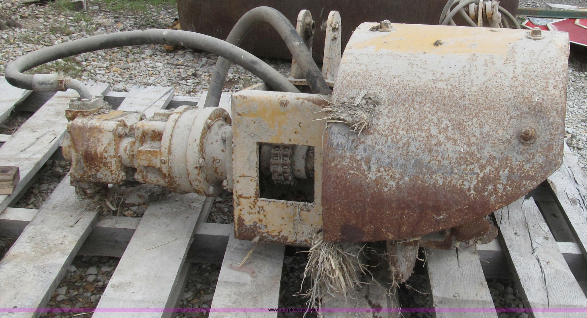 Tiger boom ditcher head in Plattsburg, MO | Item G2358 sold | Purple Wave