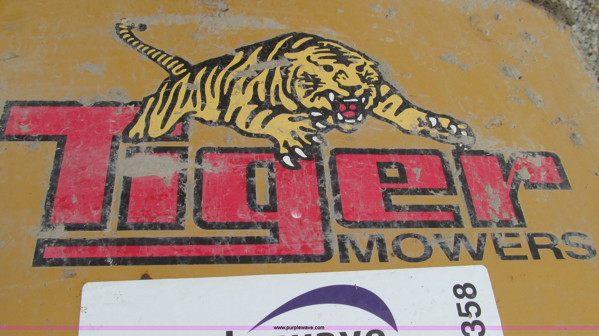 Tiger boom ditcher head in Plattsburg, MO | Item G2358 sold | Purple Wave