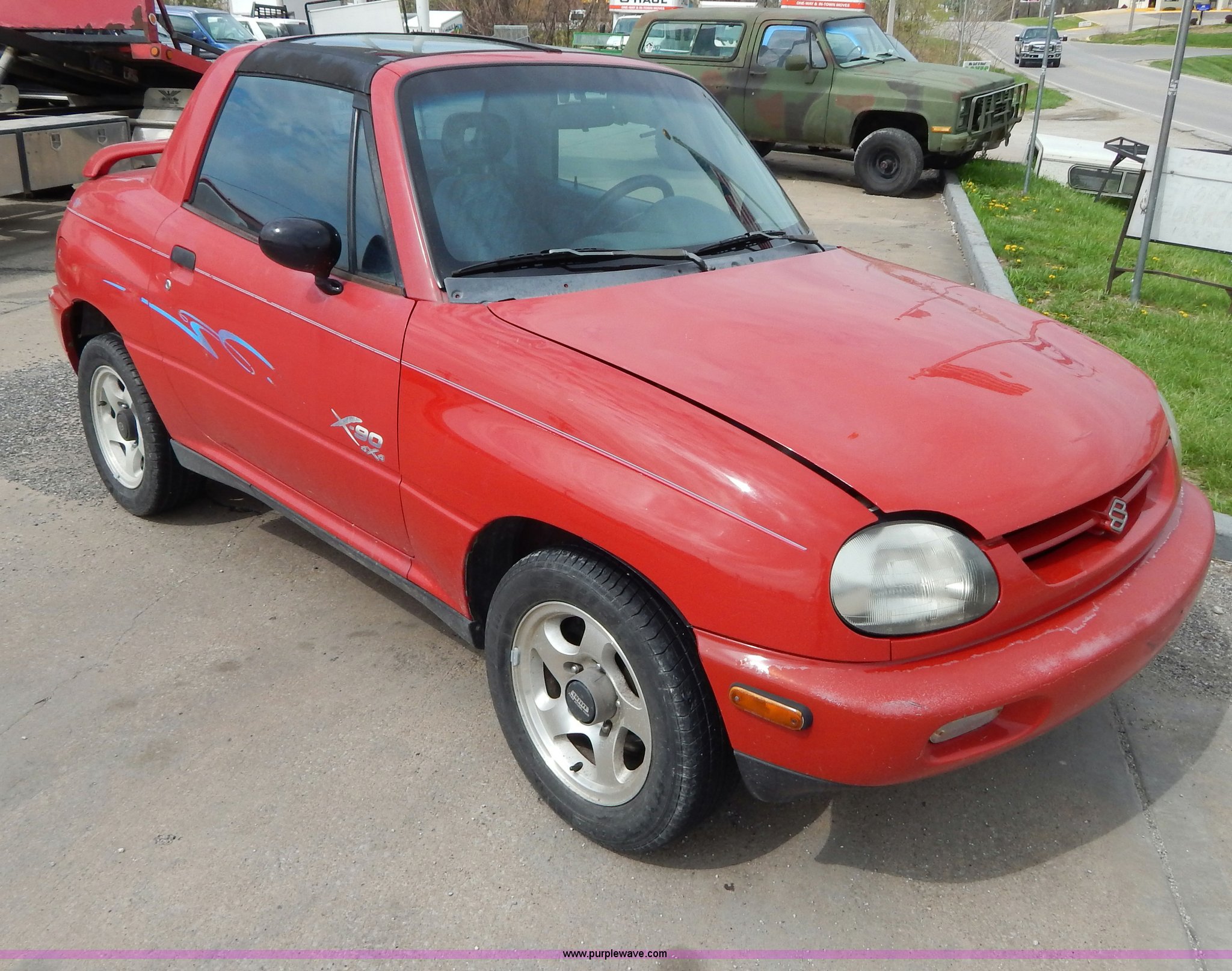 1996 Suzuki X-90 SUV in Harrisonville, MO | Item Z9356 sold | Purple Wave