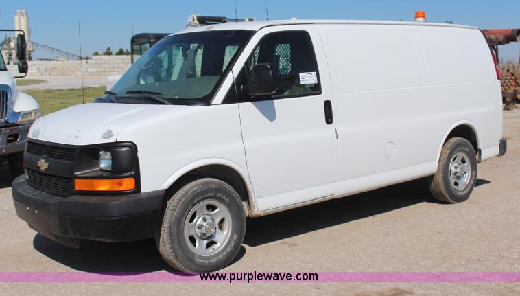 2005 Chevrolet Express 1500 Cargo service van in Lawrence, KS | Item ...
