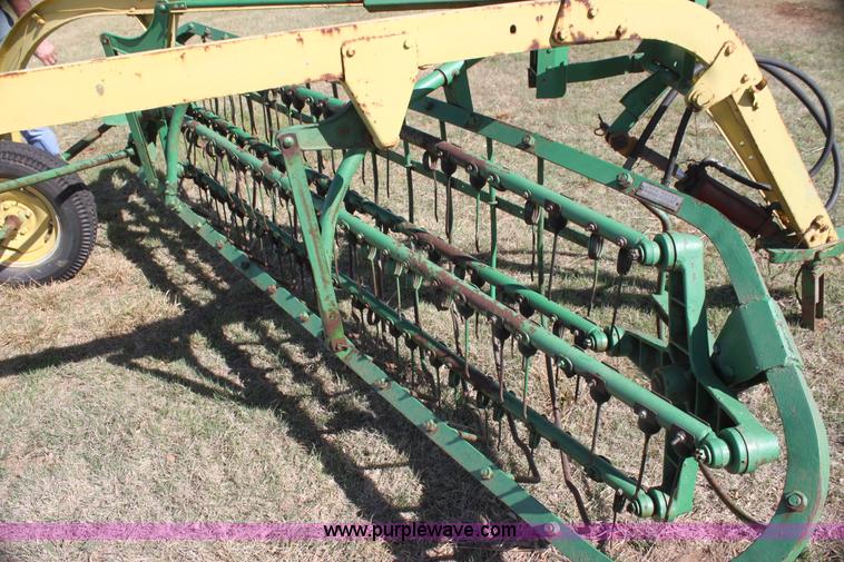 John Deere 858 side delivery rake in Medford, OK | Item AN9901 sold ...