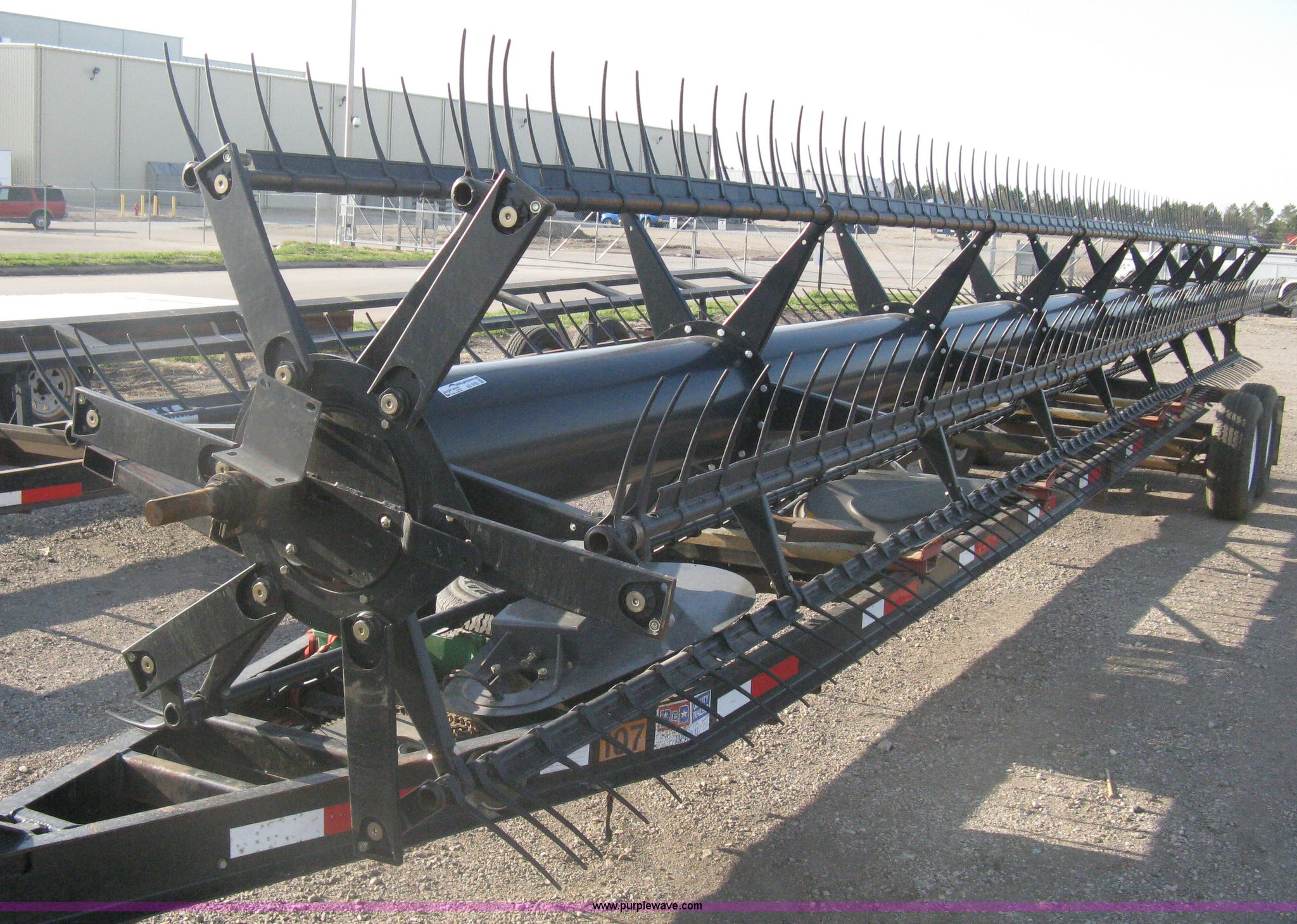 HCC 40' Dynaflex header reel in Hesston, KS | Item AX9783 sold | Purple ...