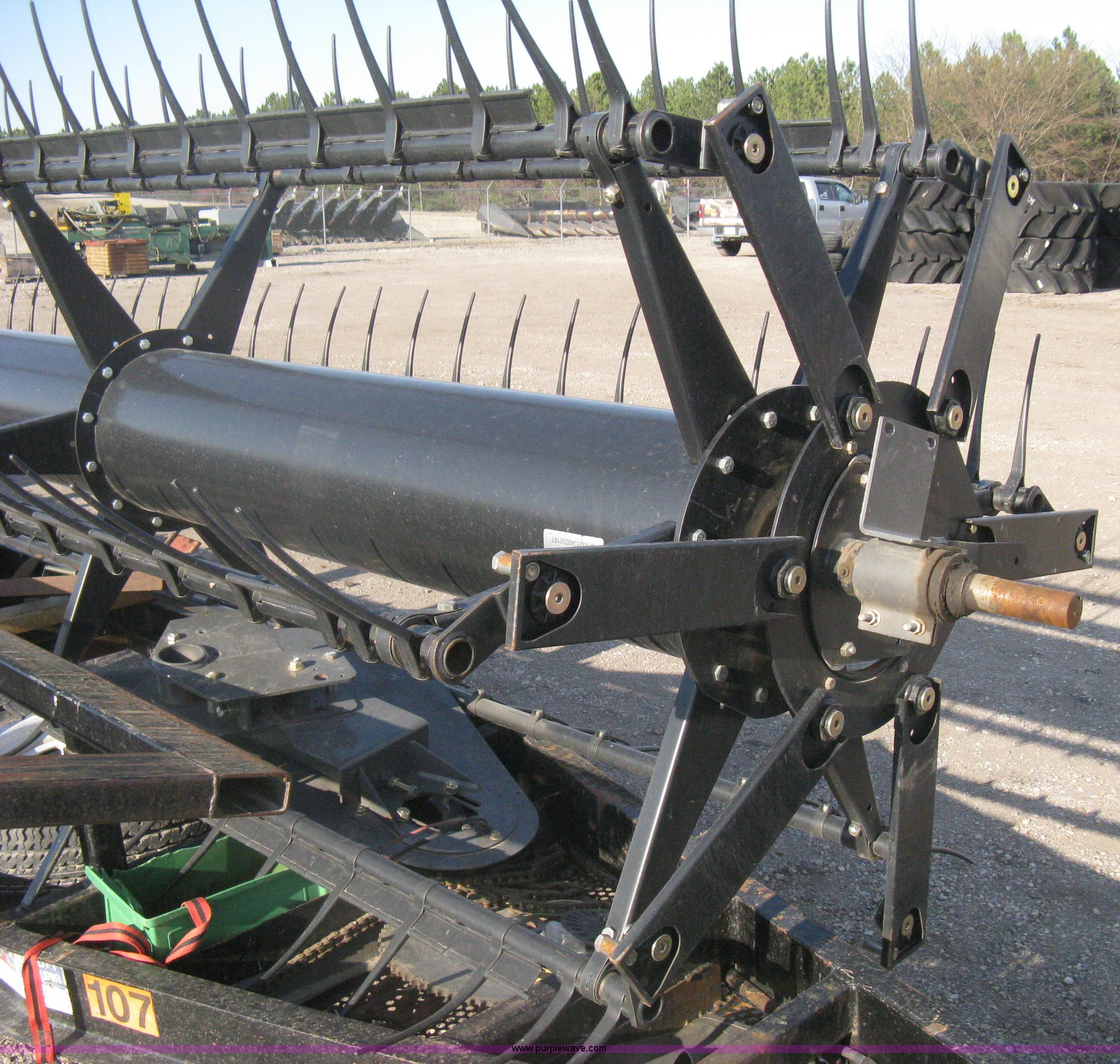 HCC 40' Dynaflex header reel in Hesston, KS | Item AX9783 sold | Purple ...