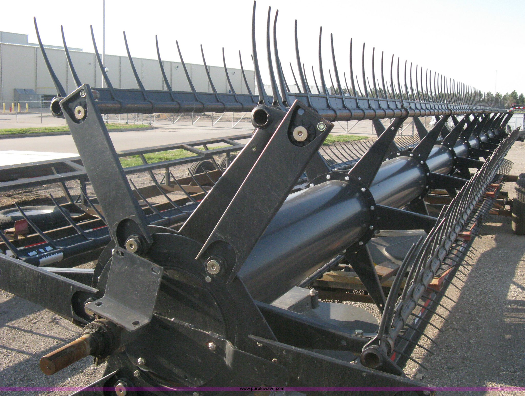 HCC 40' Dynaflex header reel in Hesston, KS | Item AX9783 sold | Purple ...