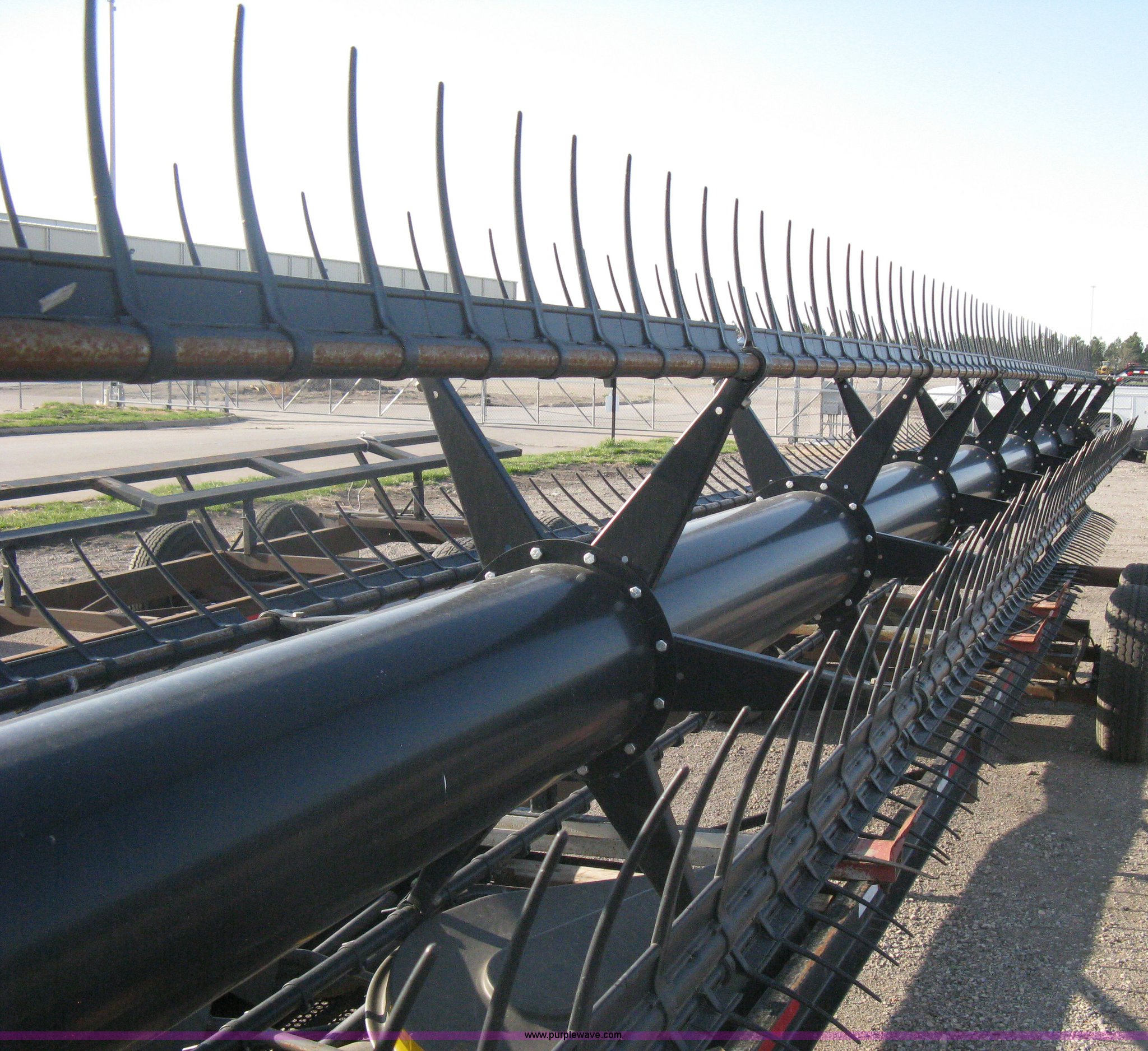 HCC 40' Dynaflex header reel in Hesston, KS | Item AX9783 sold | Purple ...