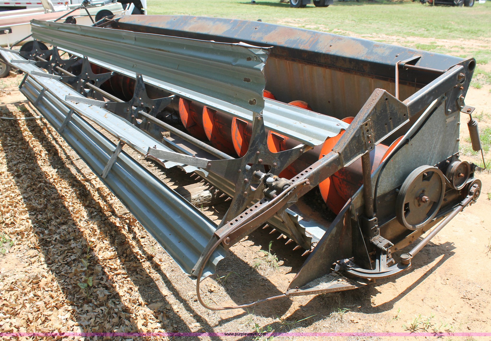 1976 Gleaner M combine in Henrietta, TX | Item C3838 sold | Purple Wave