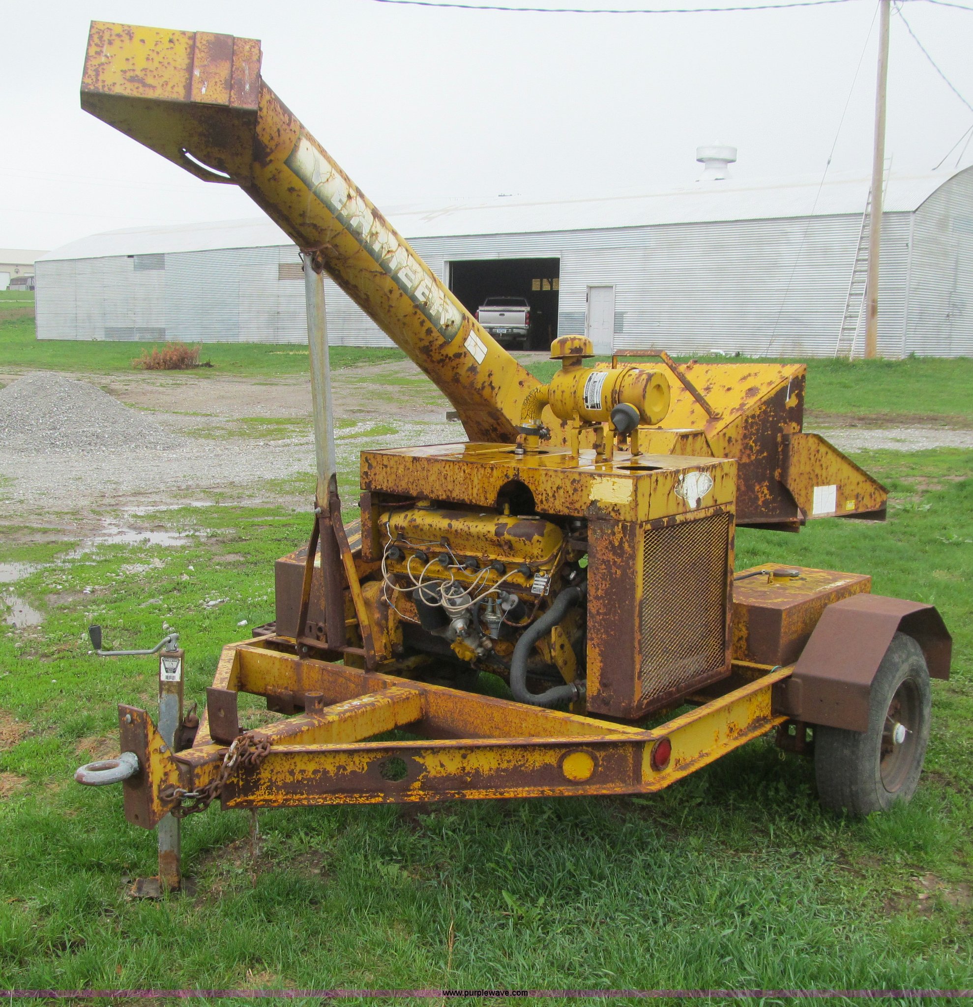 Vermeer 1600 portable chipper in Swan, IA | Item J3500 sold | Purple Wave