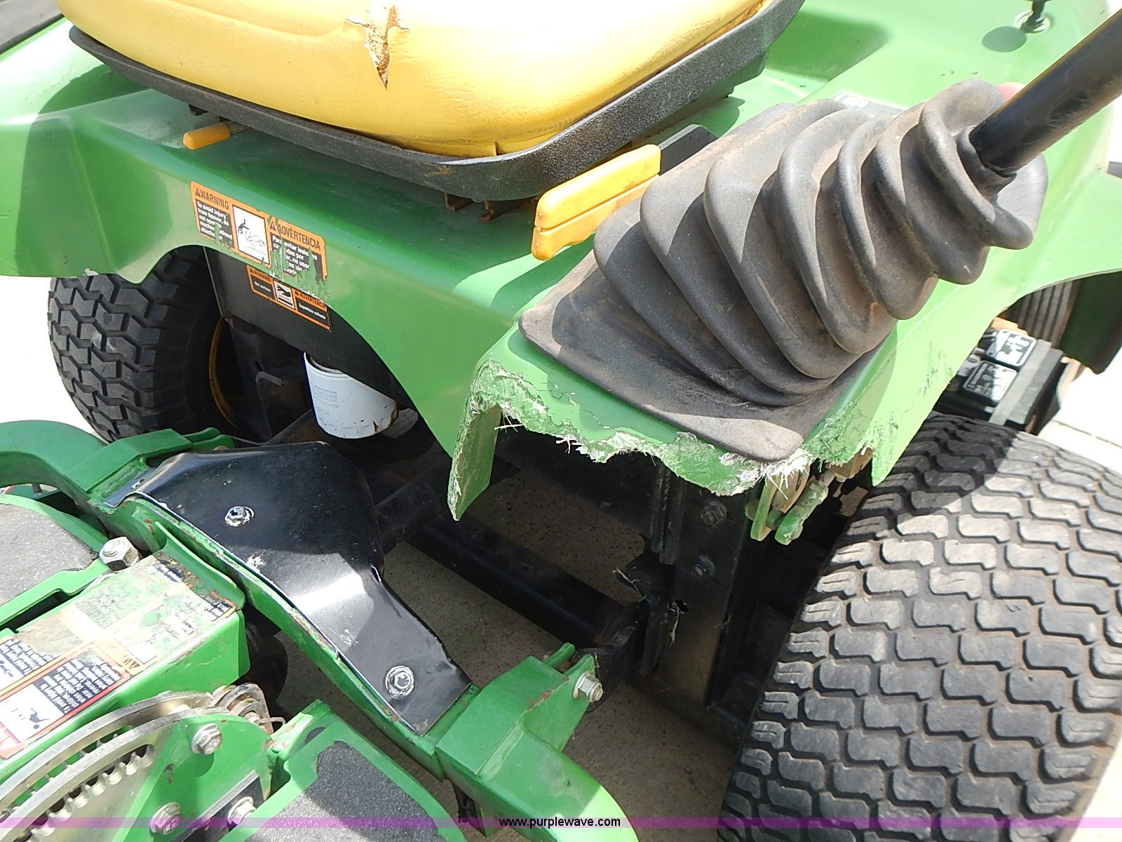 John Deere F680 ZTrak lawn mower in Baileyville, KS | Item AZ9987 sold ...