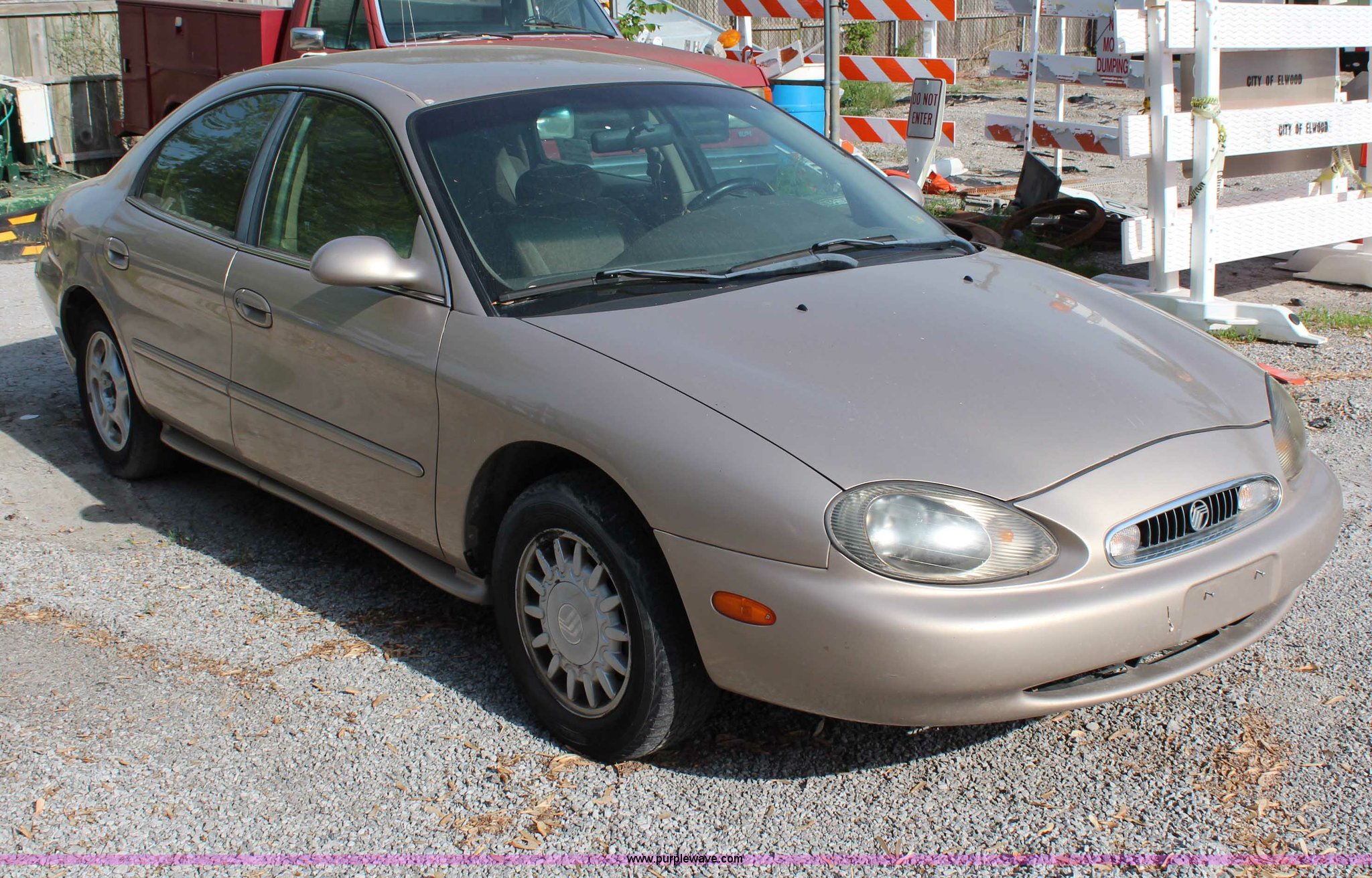 1998 Mercury Sable GS in Elwood, KS | Item H2709 sold | Purple Wave