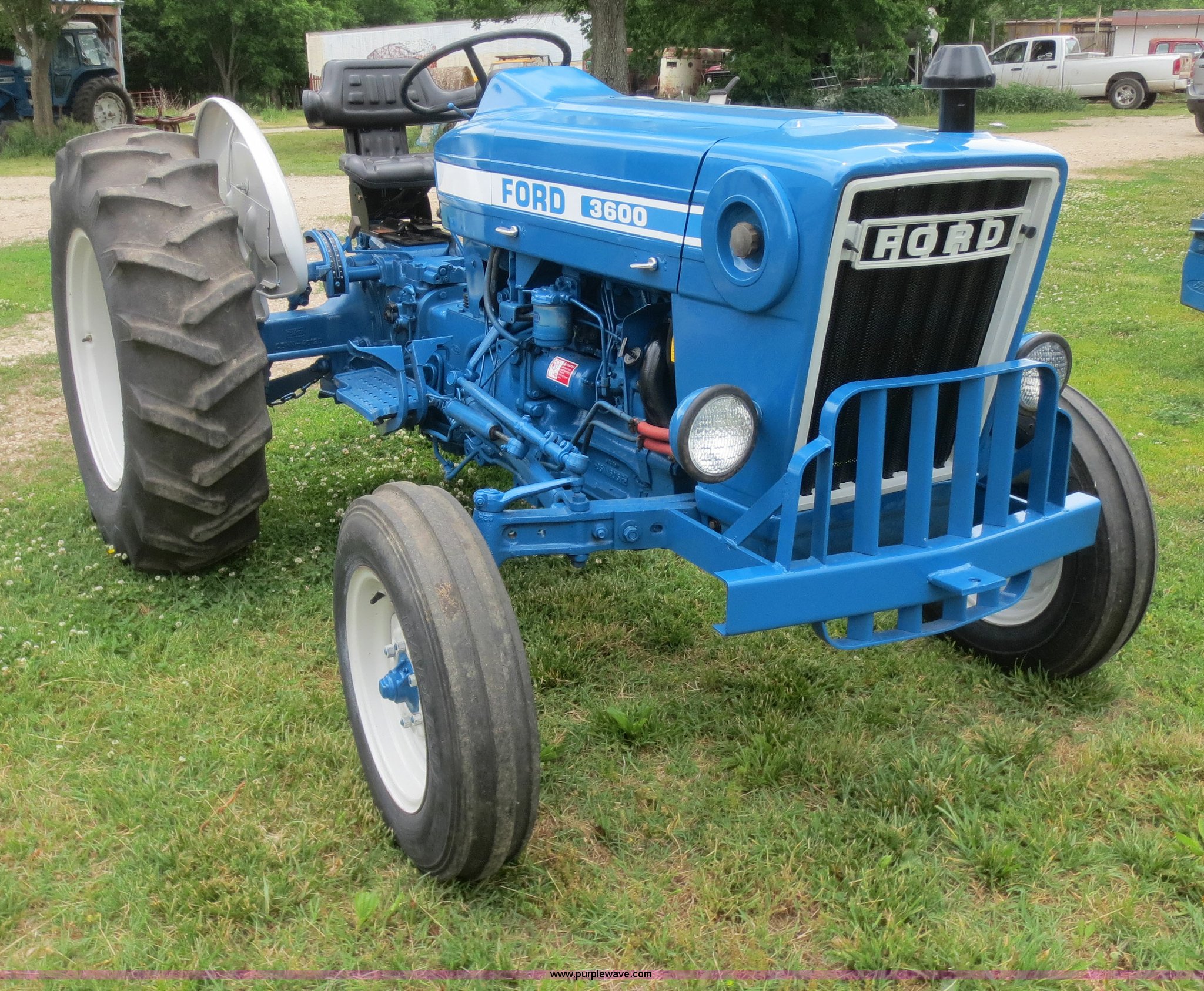 Ford 3600 Tractor In Mound Valley KS Item F6987 Sold Purple Wave