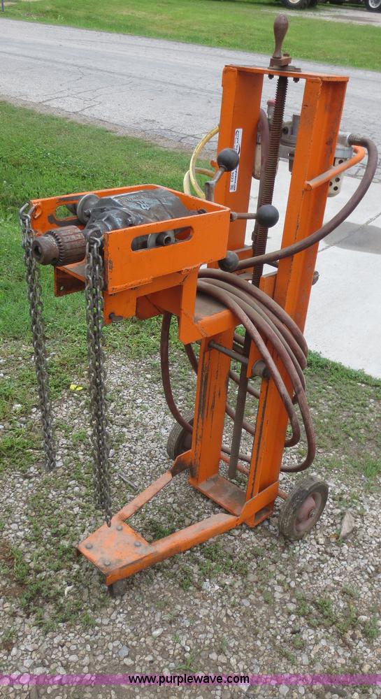 Two-way frame drill in St. Paul, KS | Item AZ9223 sold | Purple Wave