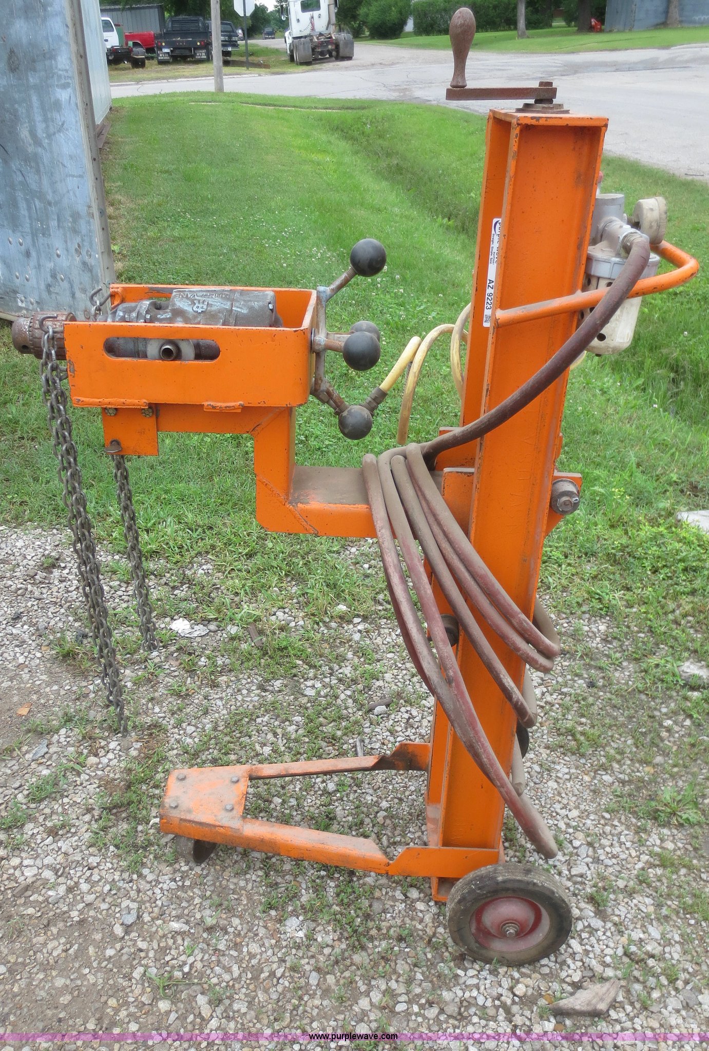 Two-way frame drill in St. Paul, KS | Item AZ9223 sold | Purple Wave