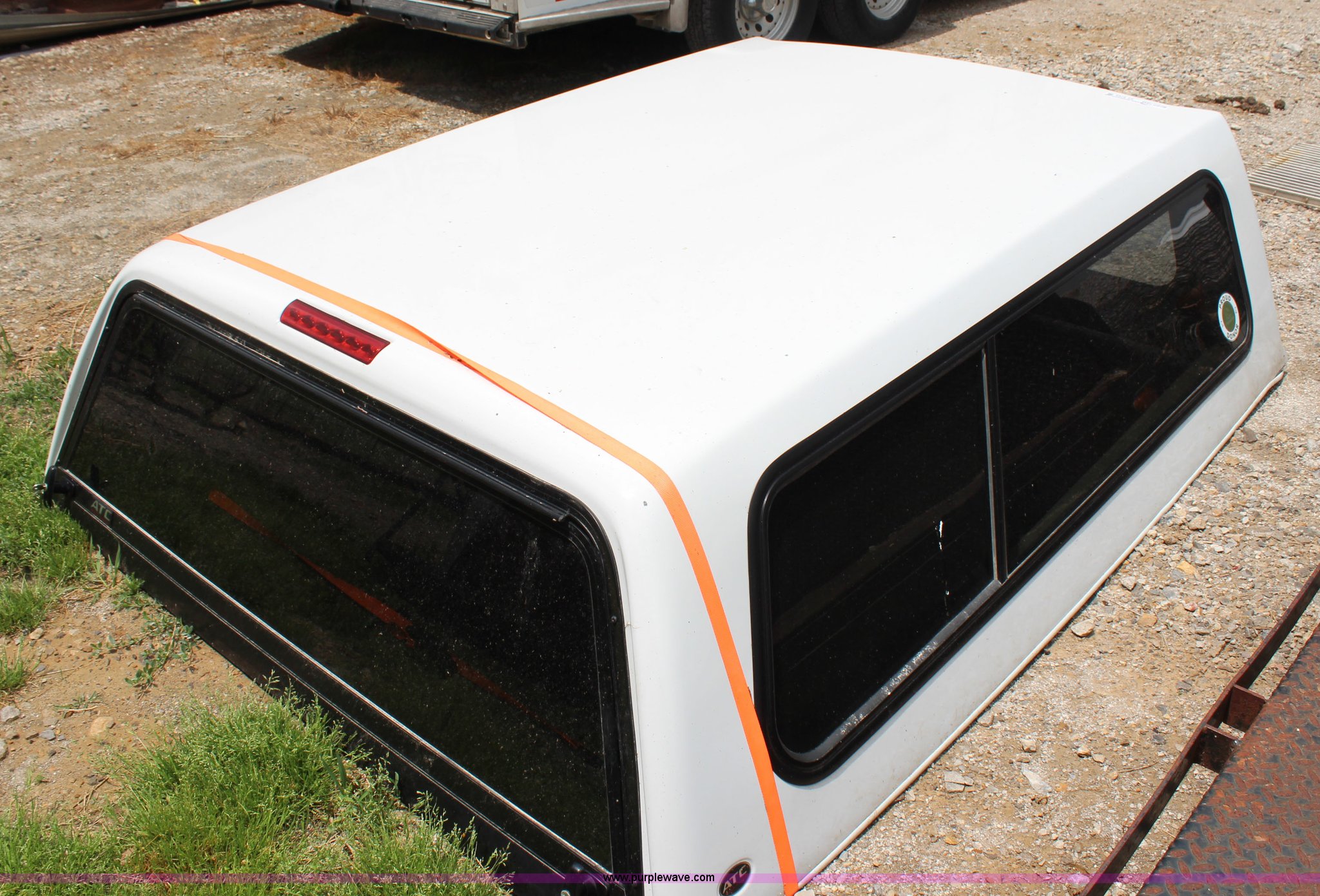 ATC truck topper in Baldwin City, KS | Item AZ9765 sold | Purple Wave