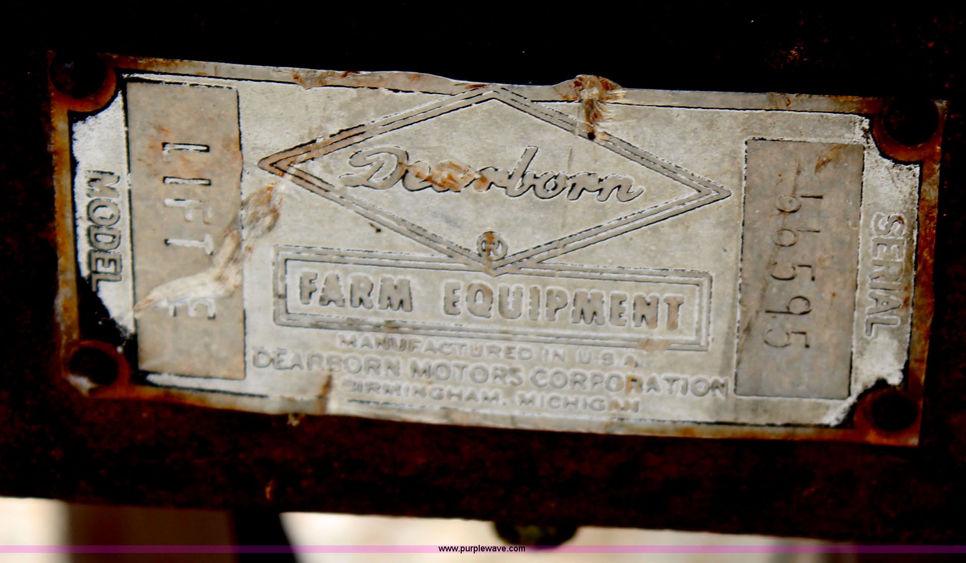 Dearborn Lift E disk in Baldwin City, KS | Item AZ9768 sold | Purple Wave