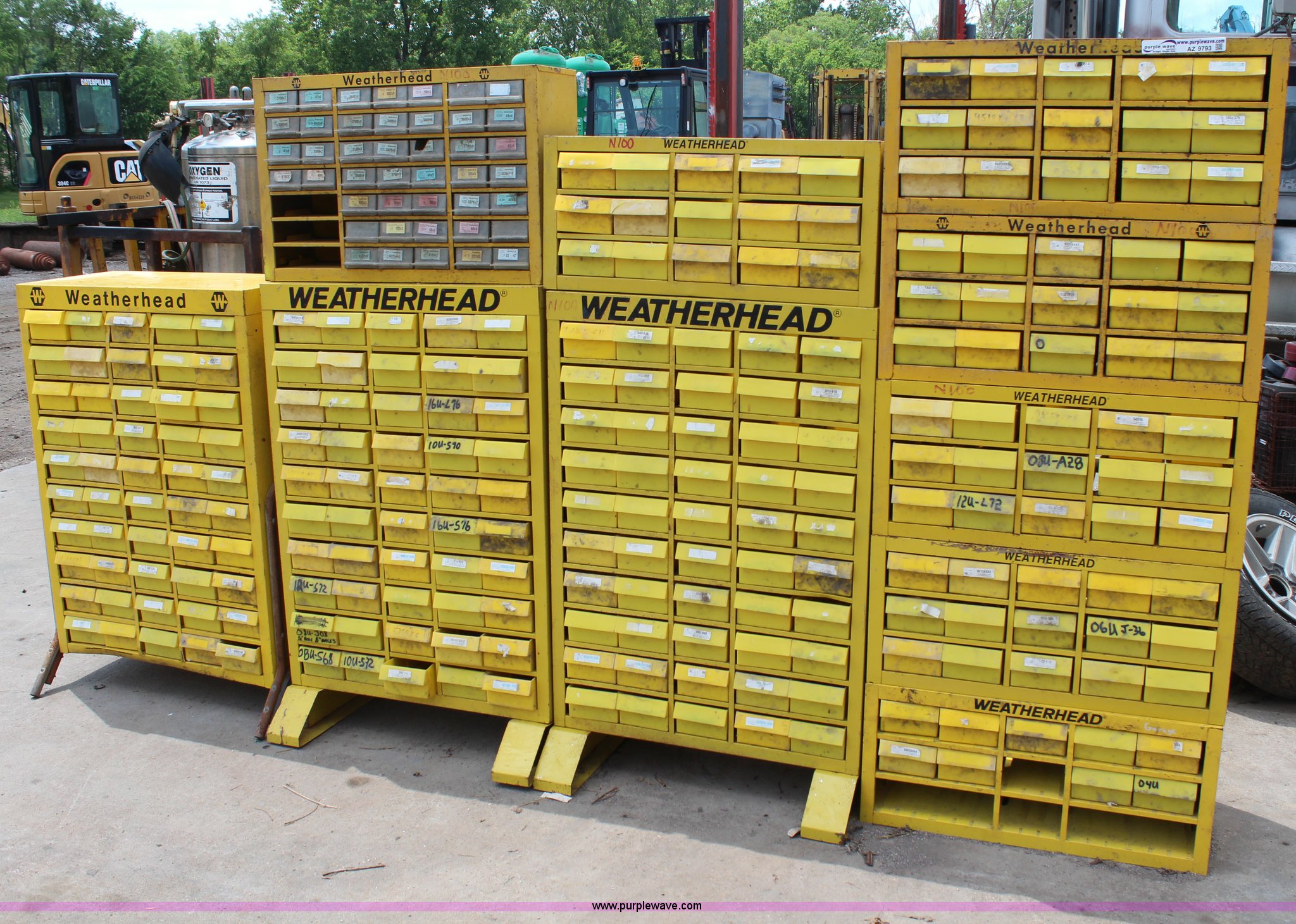 Weatherhead drawer cabinet in Lawrence, KS | Item AZ9793 sold | Purple Wave